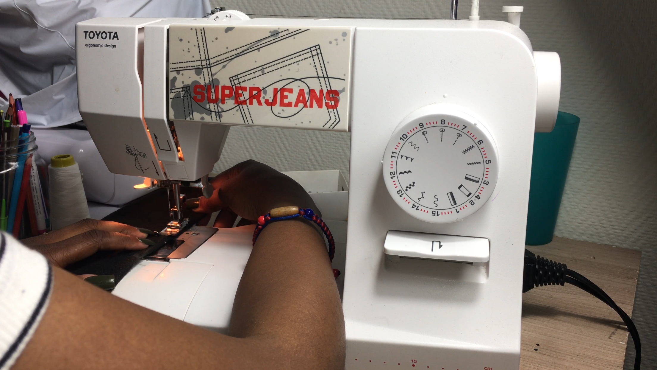 DIY LEATHER PANT | TRUDY LIMP : 5 Steps - Instructables