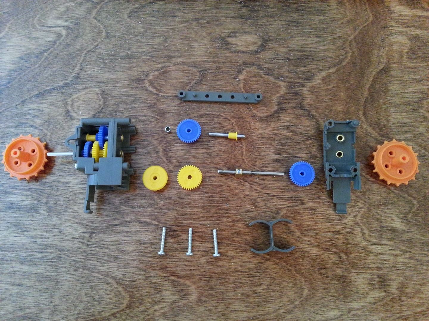 Tracked Arduino Robot : 21 Steps (with Pictures) - Instructables