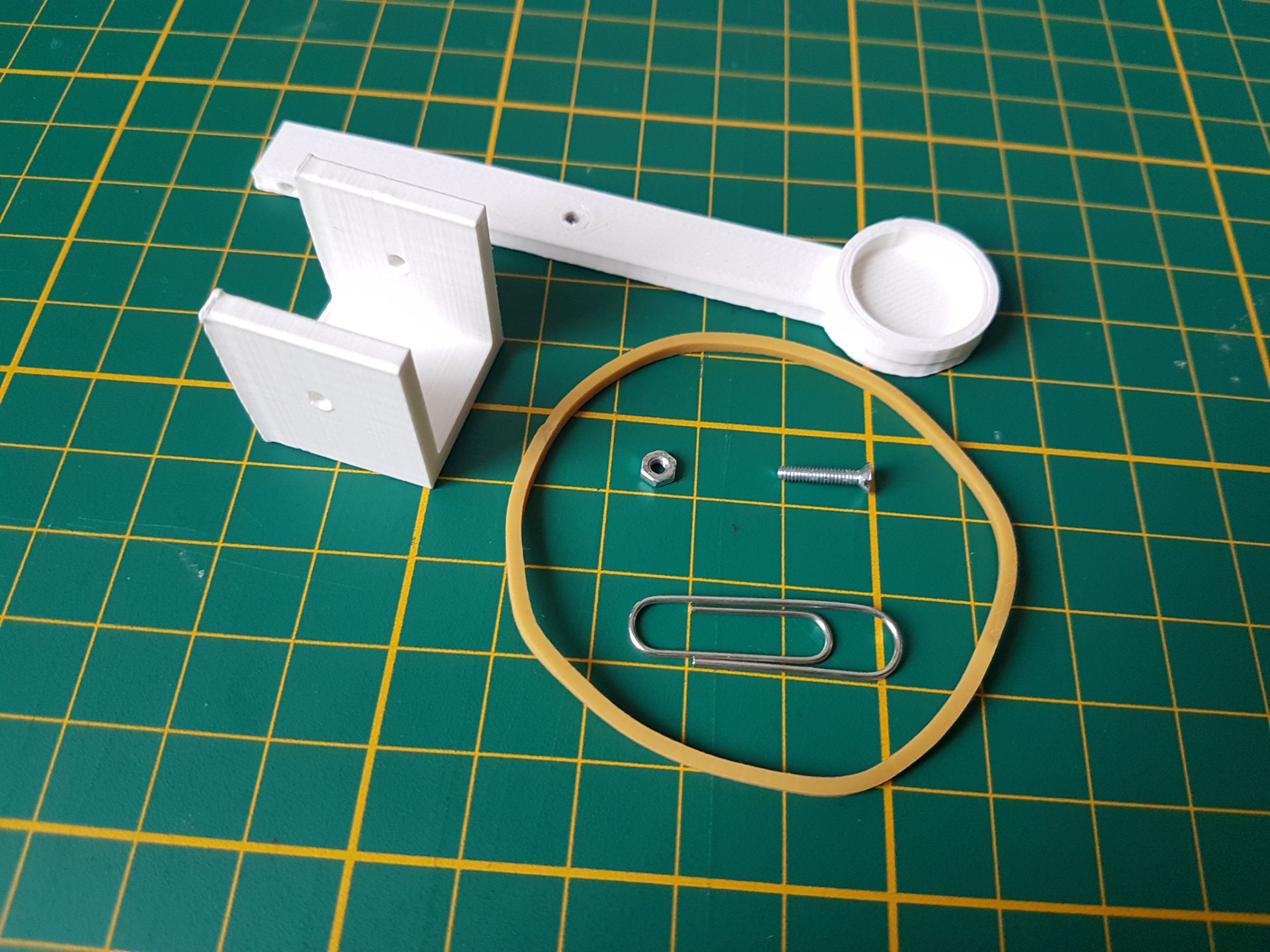 Automatic Rubber Band Catapult : 8 Steps (with Pictures) - Instructables