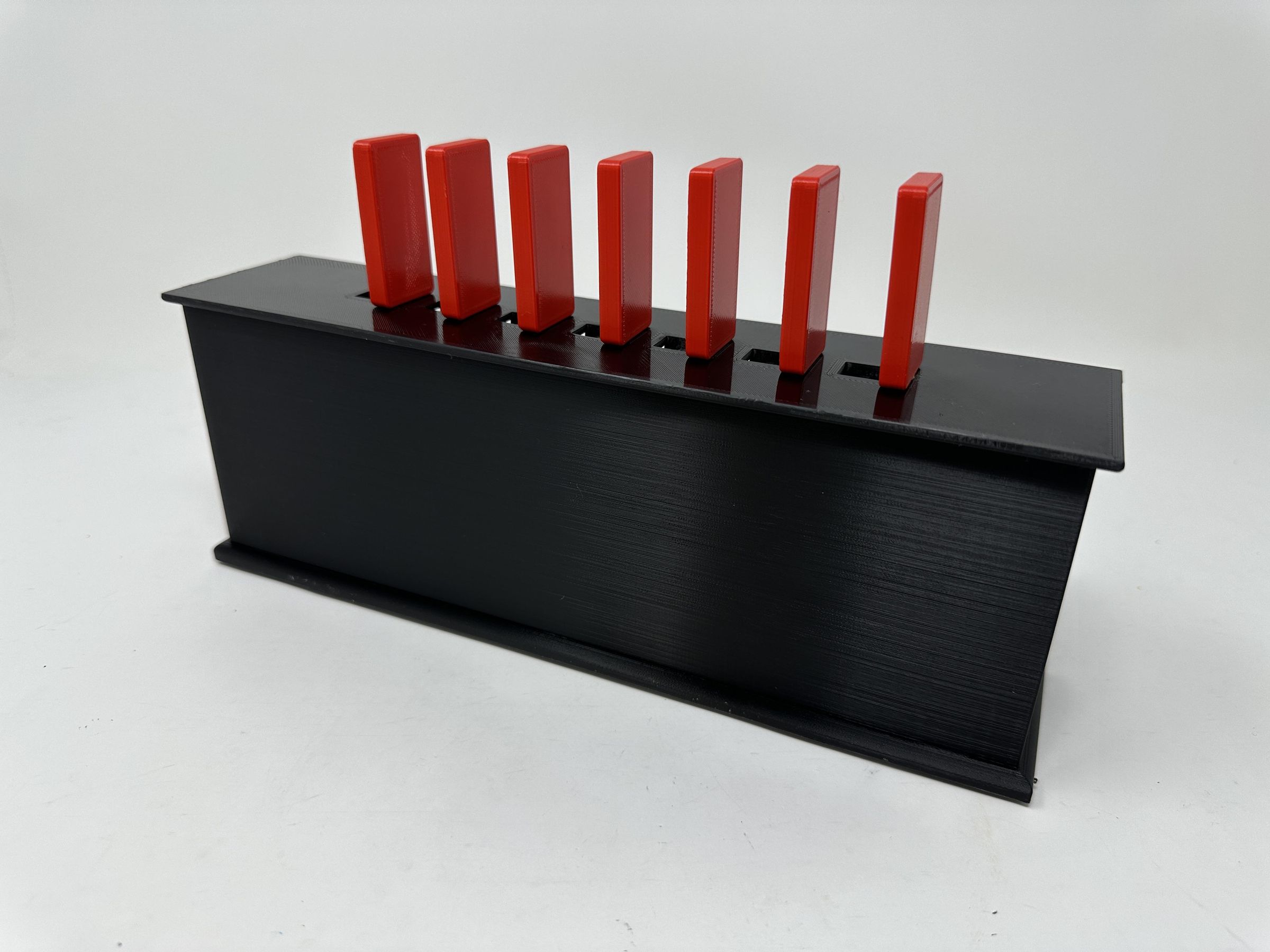 A "Do Nothing" Dominoes Box. : 4 Steps (with Pictures) - Instructables