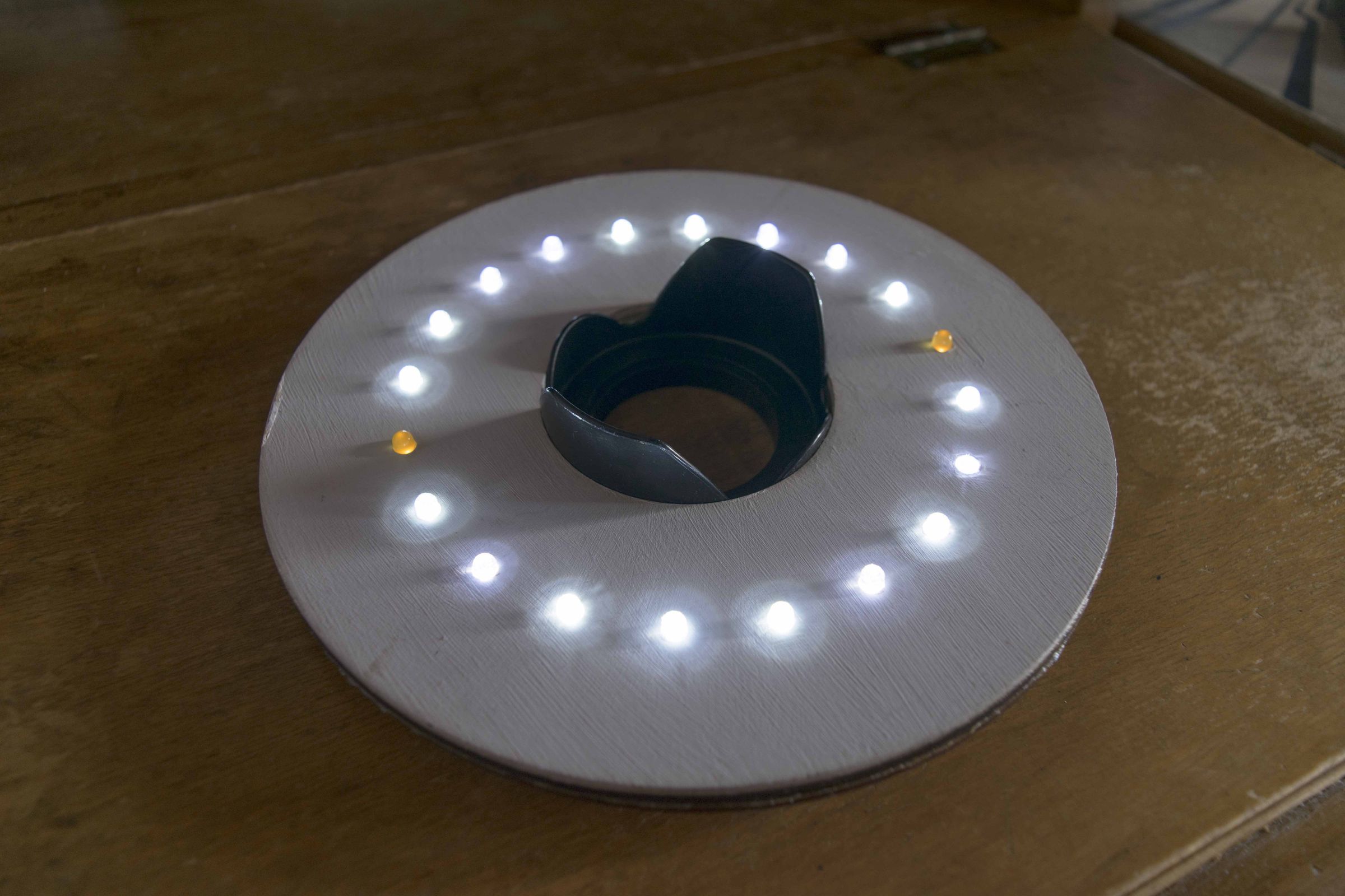 Portable Light Ring : 4 Steps - Instructables