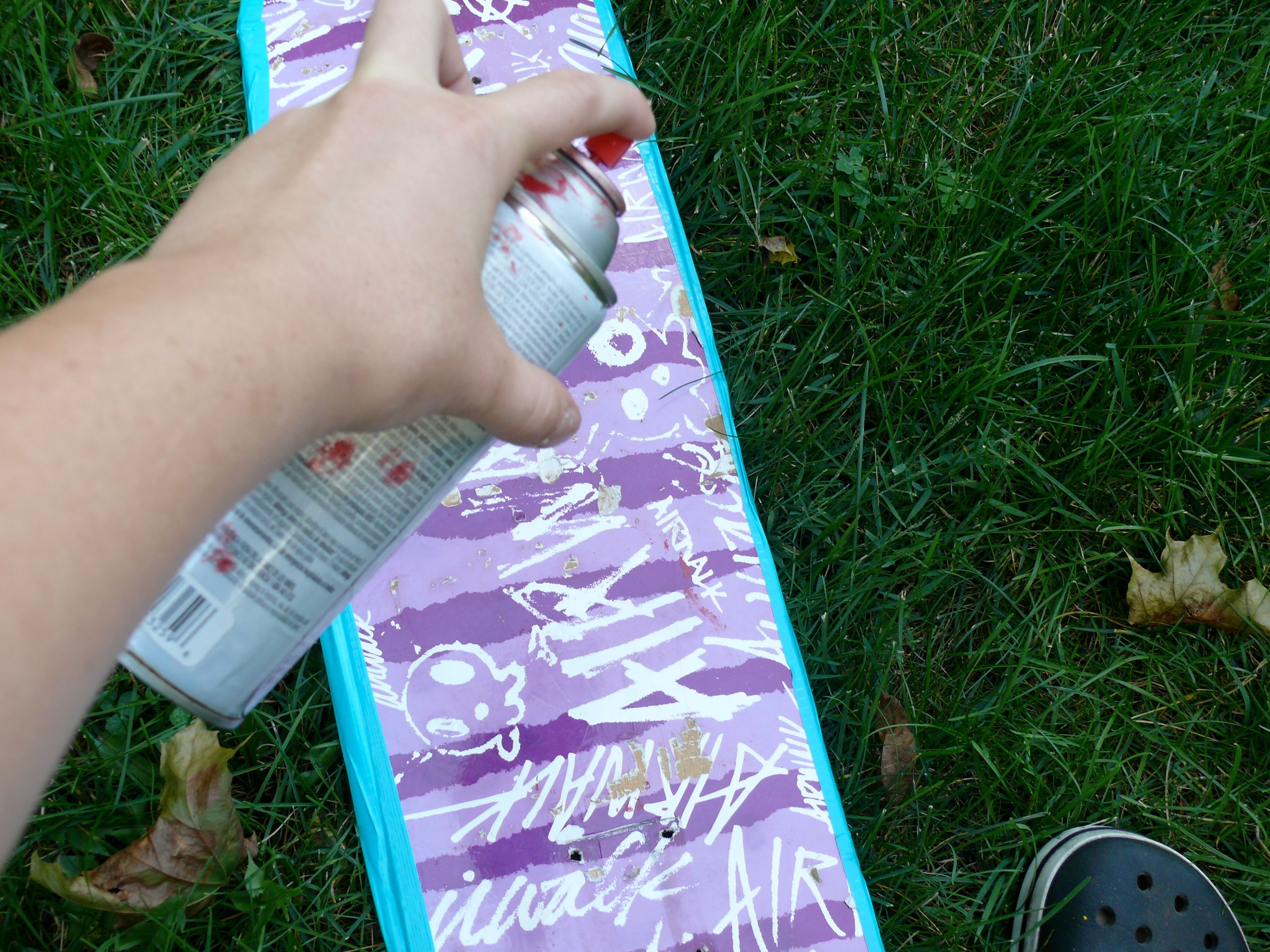 How to Customize Your Old Skateboard : 6 Steps - Instructables