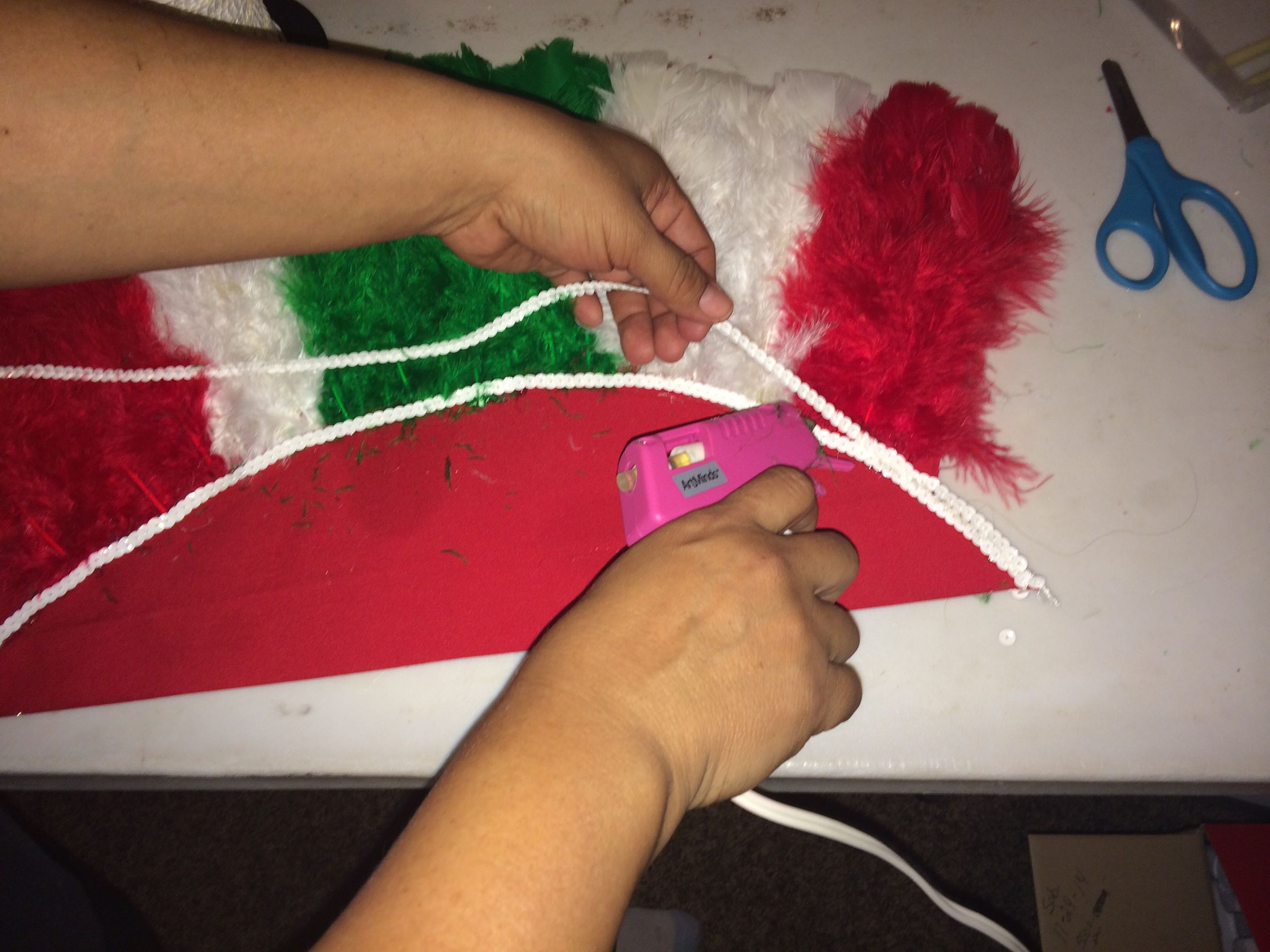 Haciendo Un Penacho : 16 Steps - Instructables