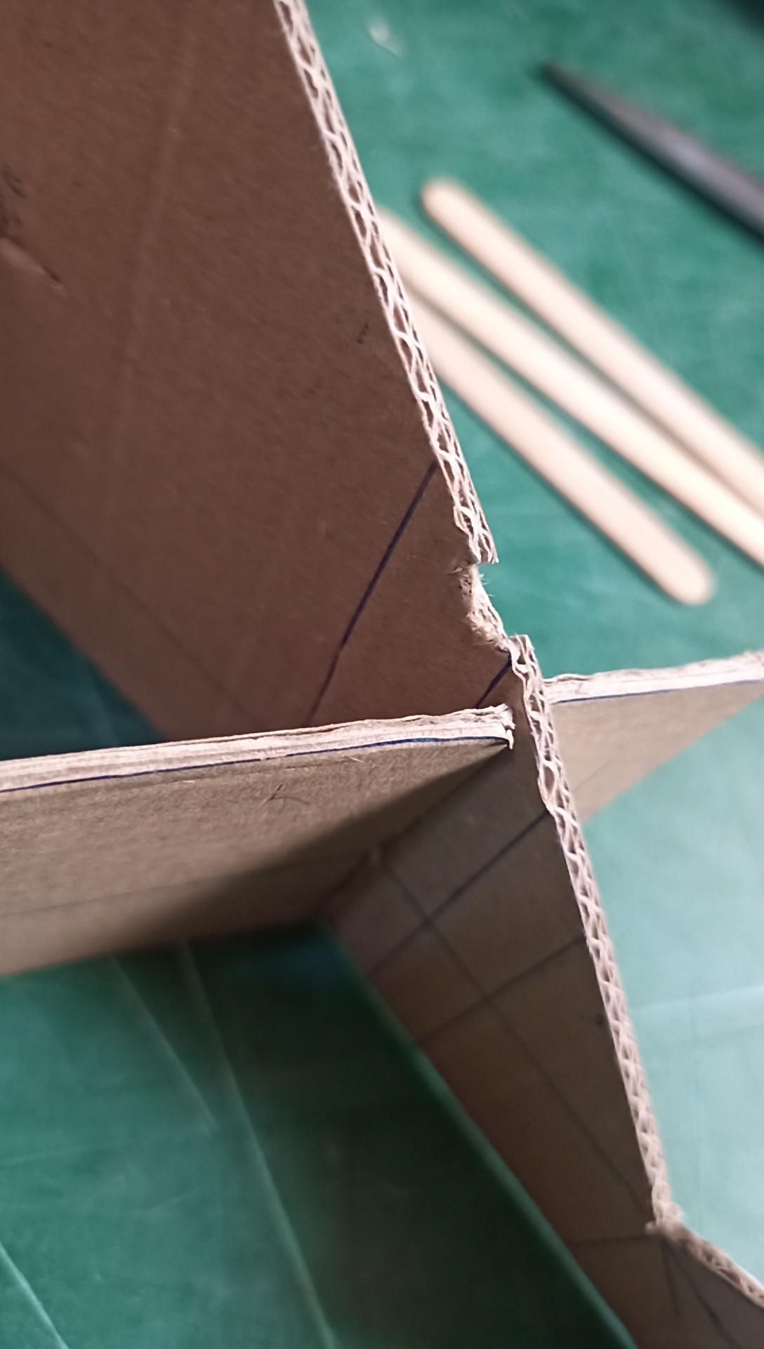 Cardboard Laptop Stand With Cooling Fan : 7 Steps - Instructables