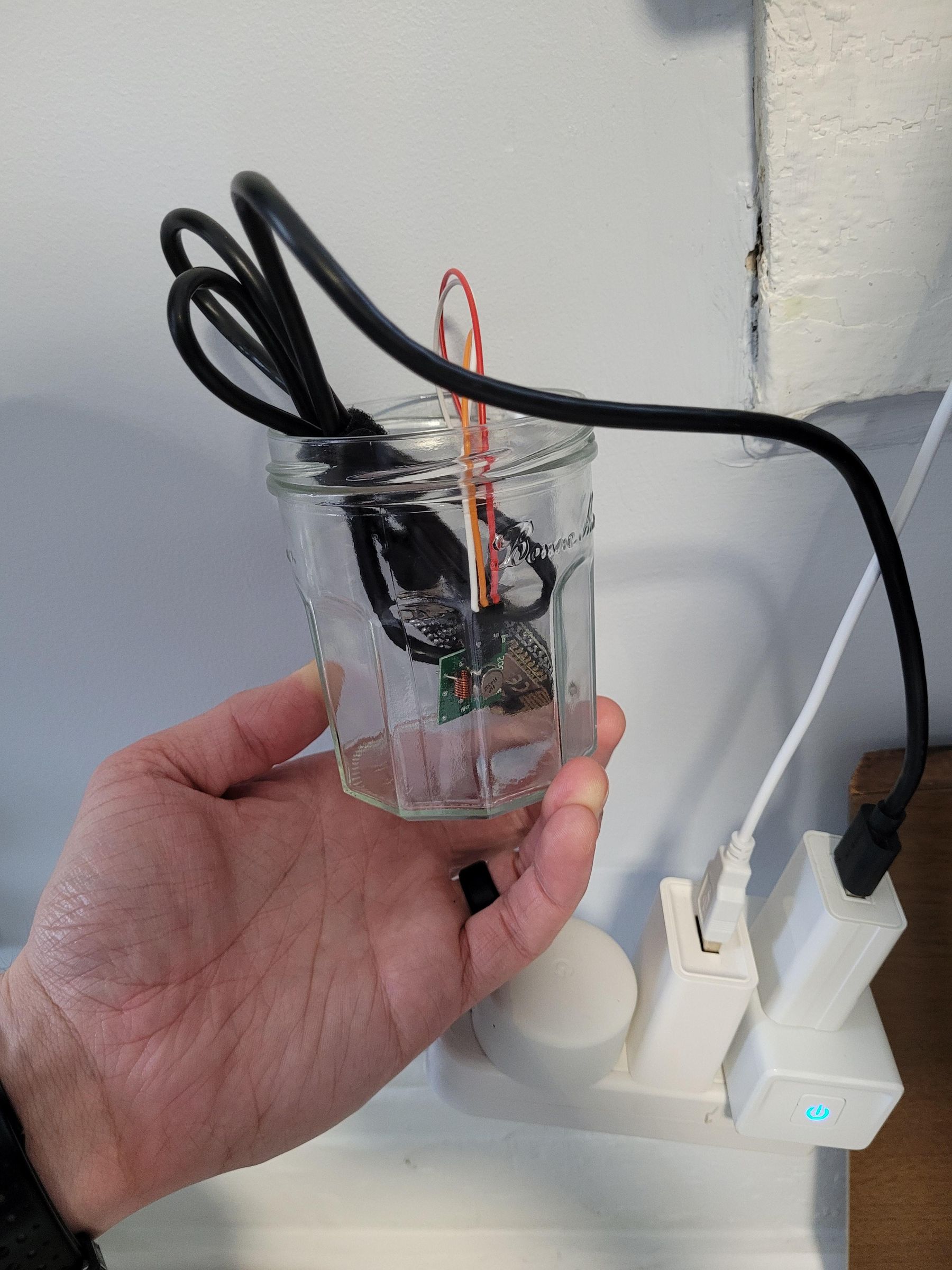 Using an ESP8266 to Control Mains Sockets Using 433mhz Transmitter and ...