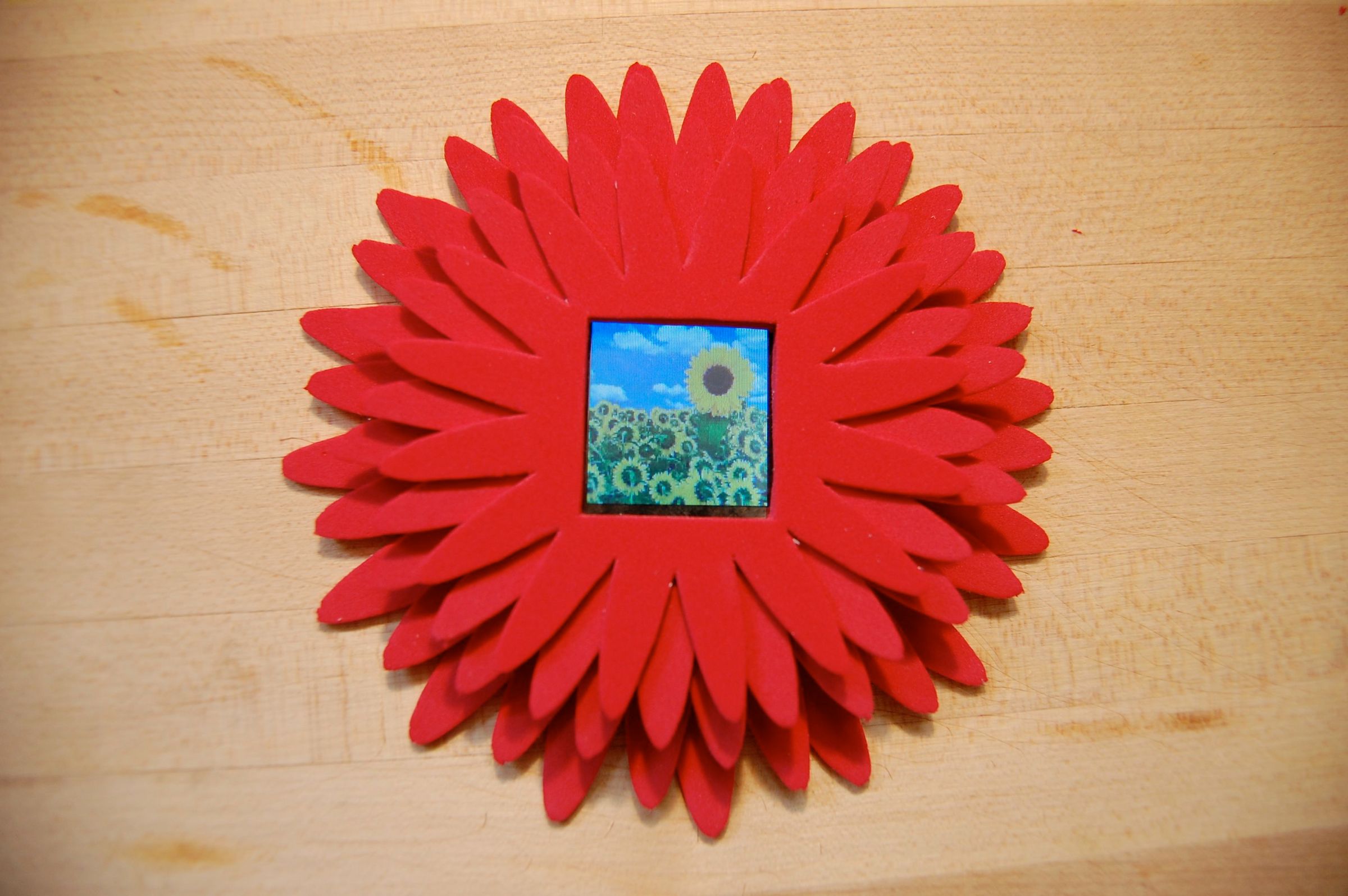 Solar Powered Digital Picture Frame : 11 Steps (with Pictures ...