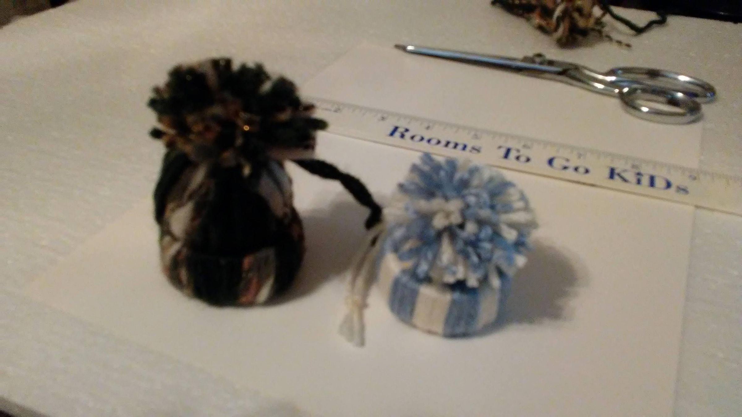 Yarn Mini Hats - Instructables