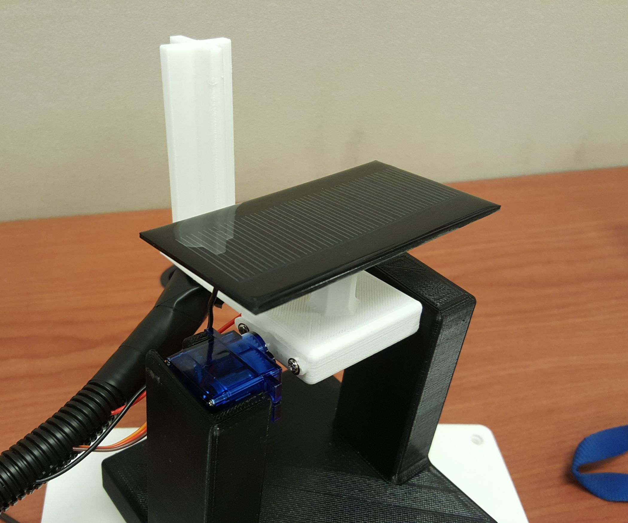 Solar Tracking Weather Station - Instructables