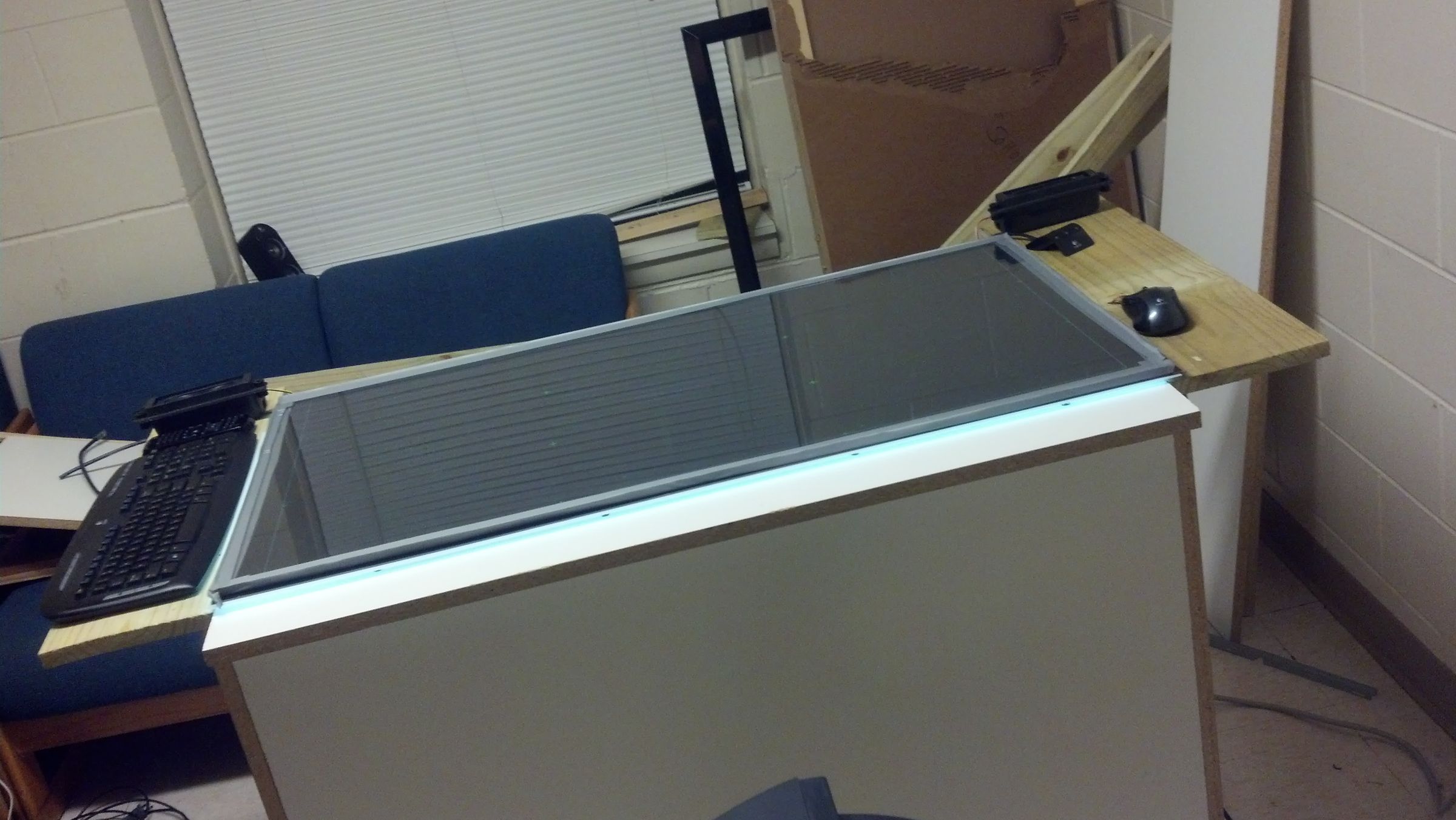 Creating Your First Multi-touch Table : 17 Steps (with Pictures ...