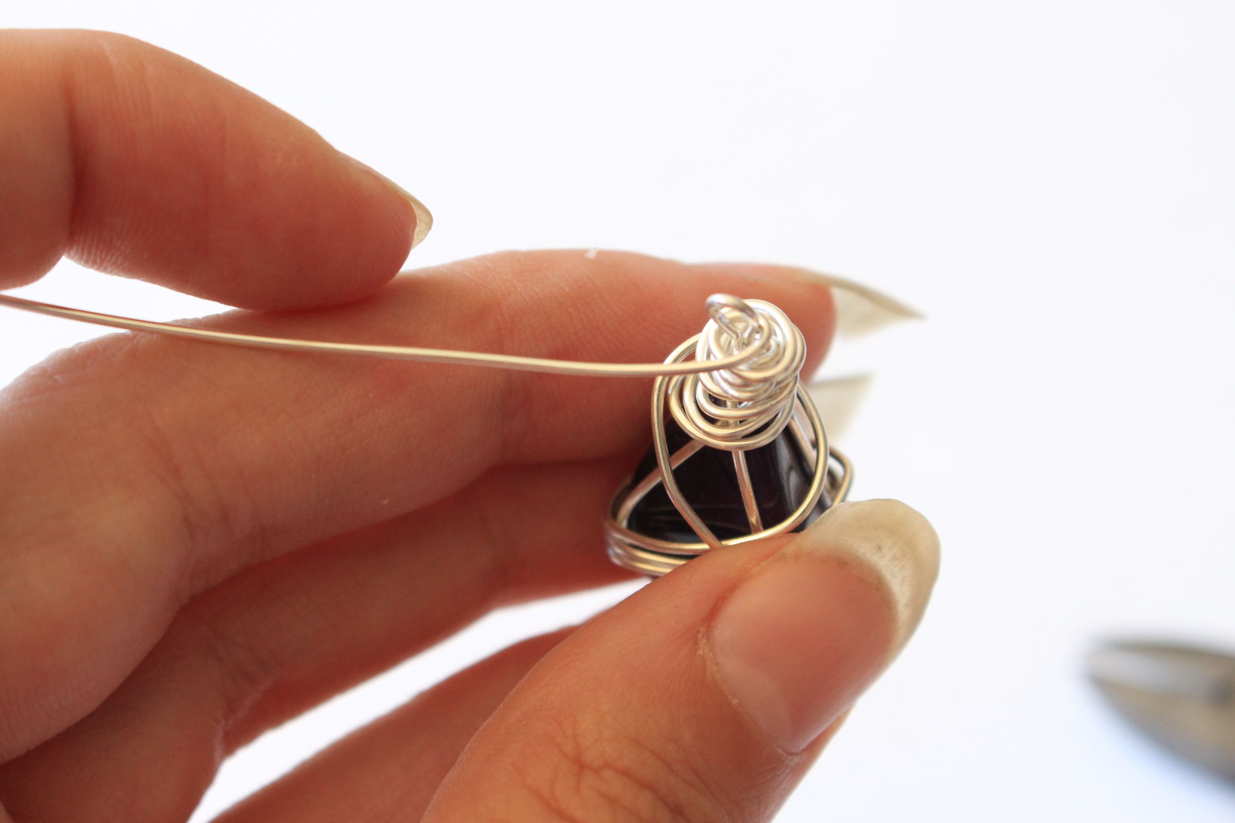 Wire Wrapped Stone Pendants : 11 Steps (with Pictures) - Instructables