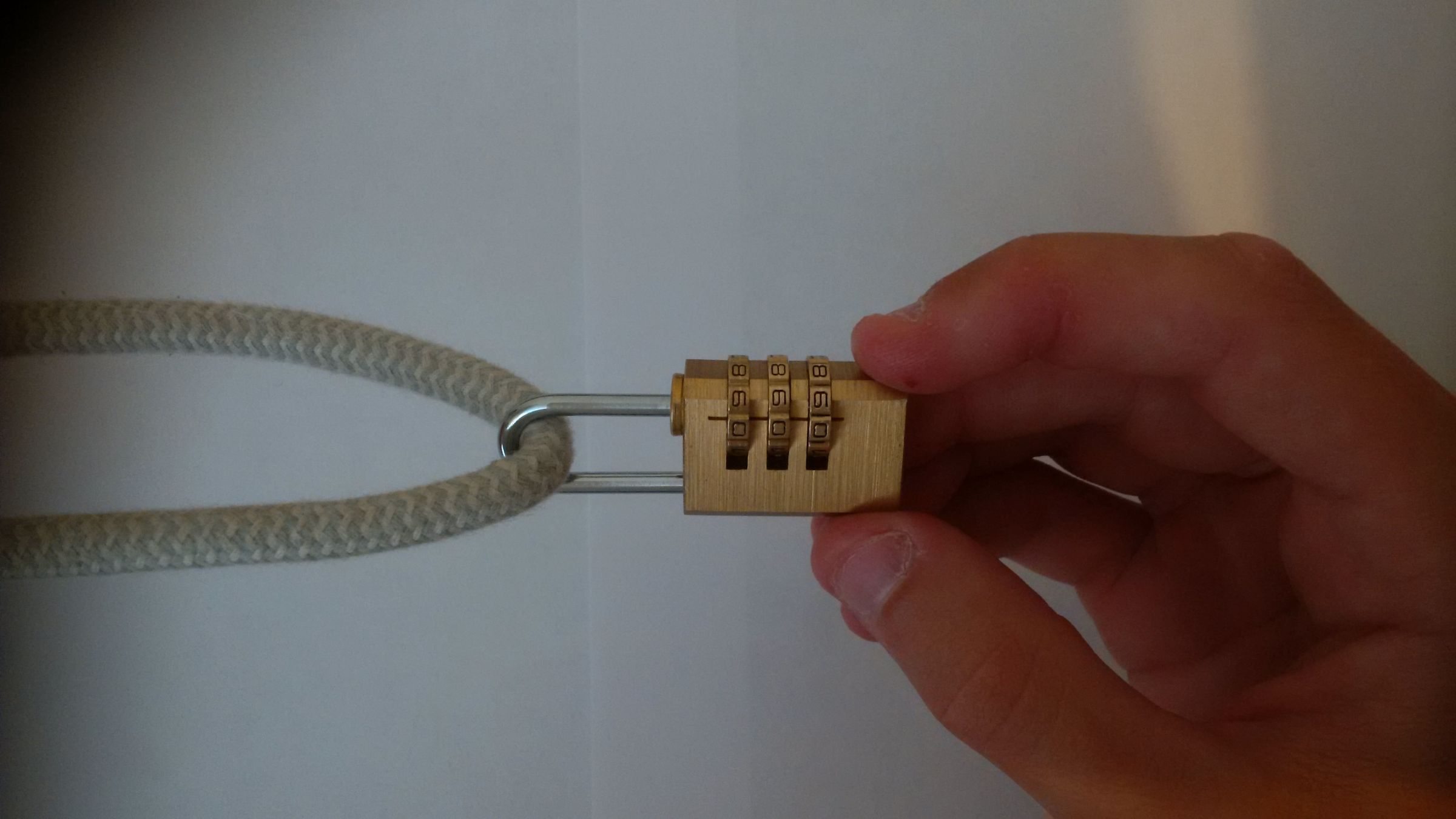 How to Crack Any Combination Lock in Seconds : 5 Steps (with Pictures ...