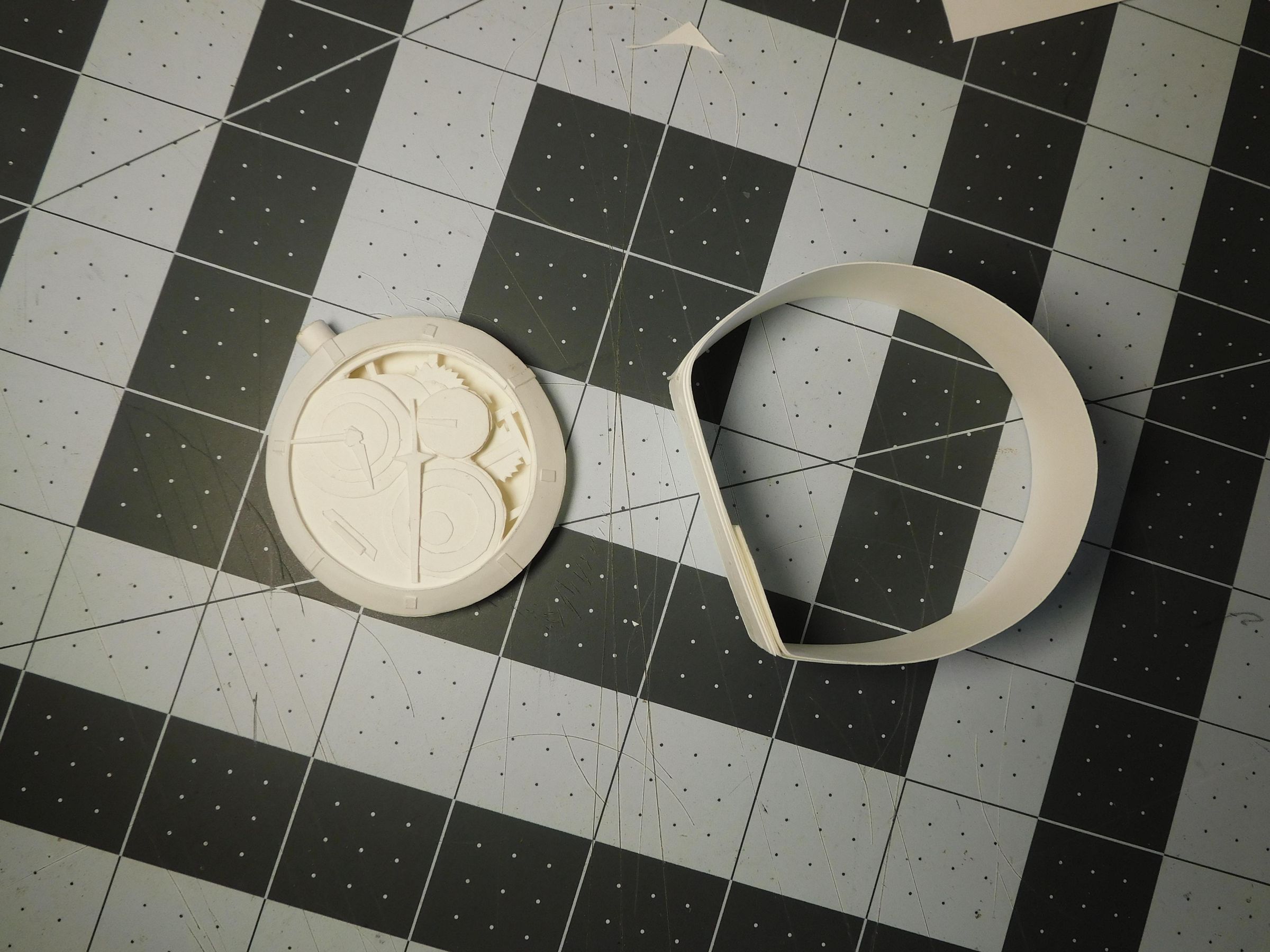 How to Make a Very Detailed Luxury Watch From Cardstock Paper : 8 Steps ...