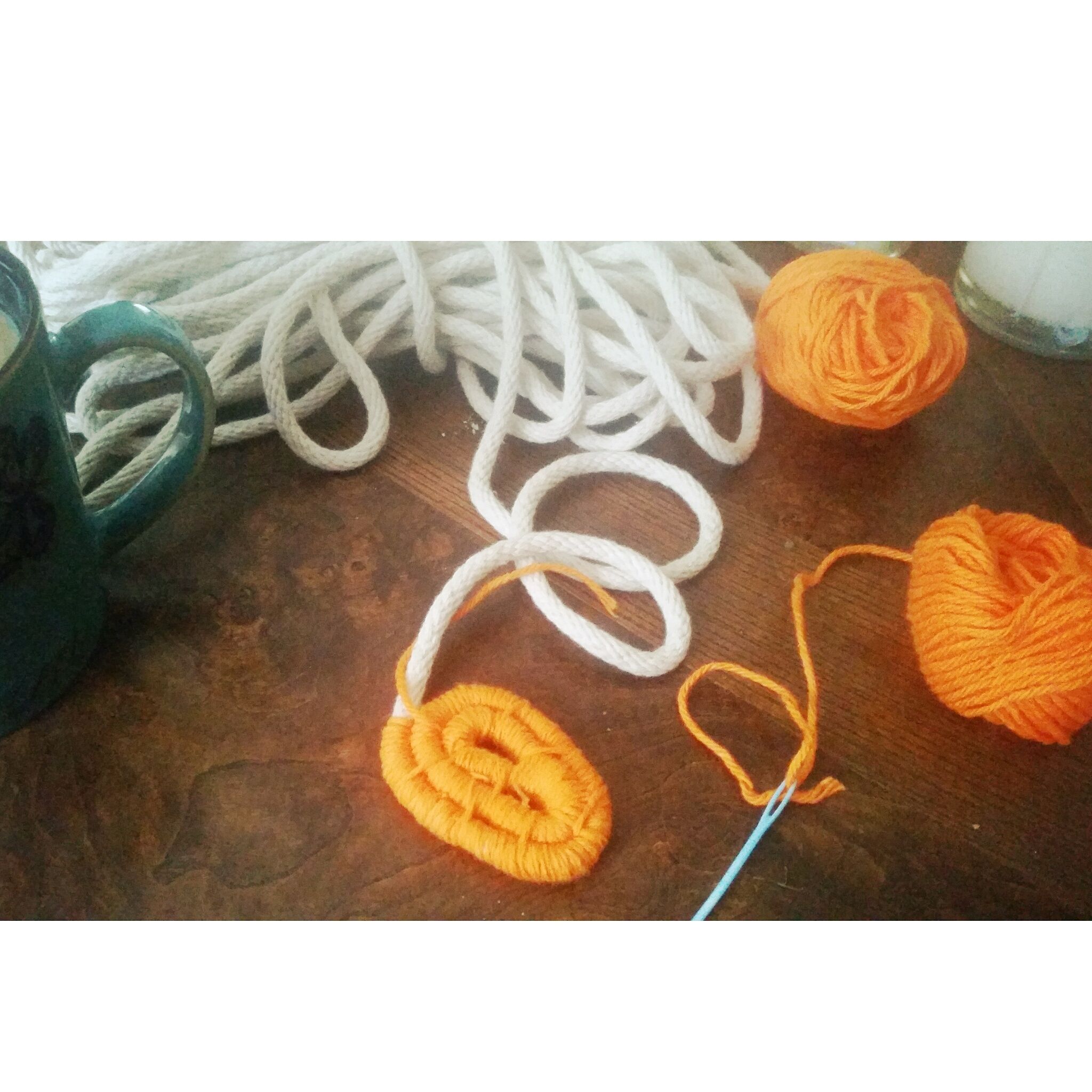 Weaving a Yarn Basket : 8 Steps (with Pictures) - Instructables