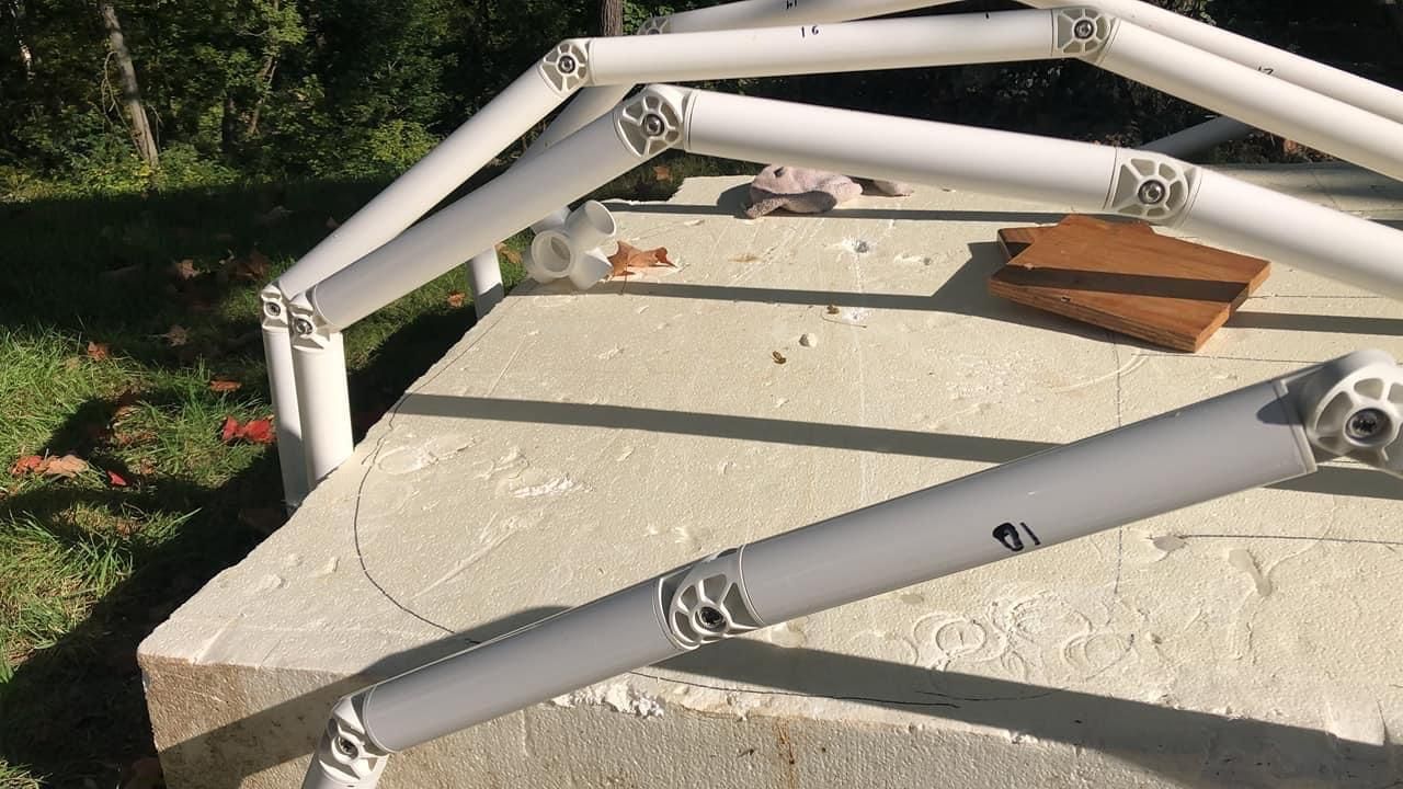 Over Sized Skeleton Breaking Out of My Home : 11 Steps (with Pictures ...