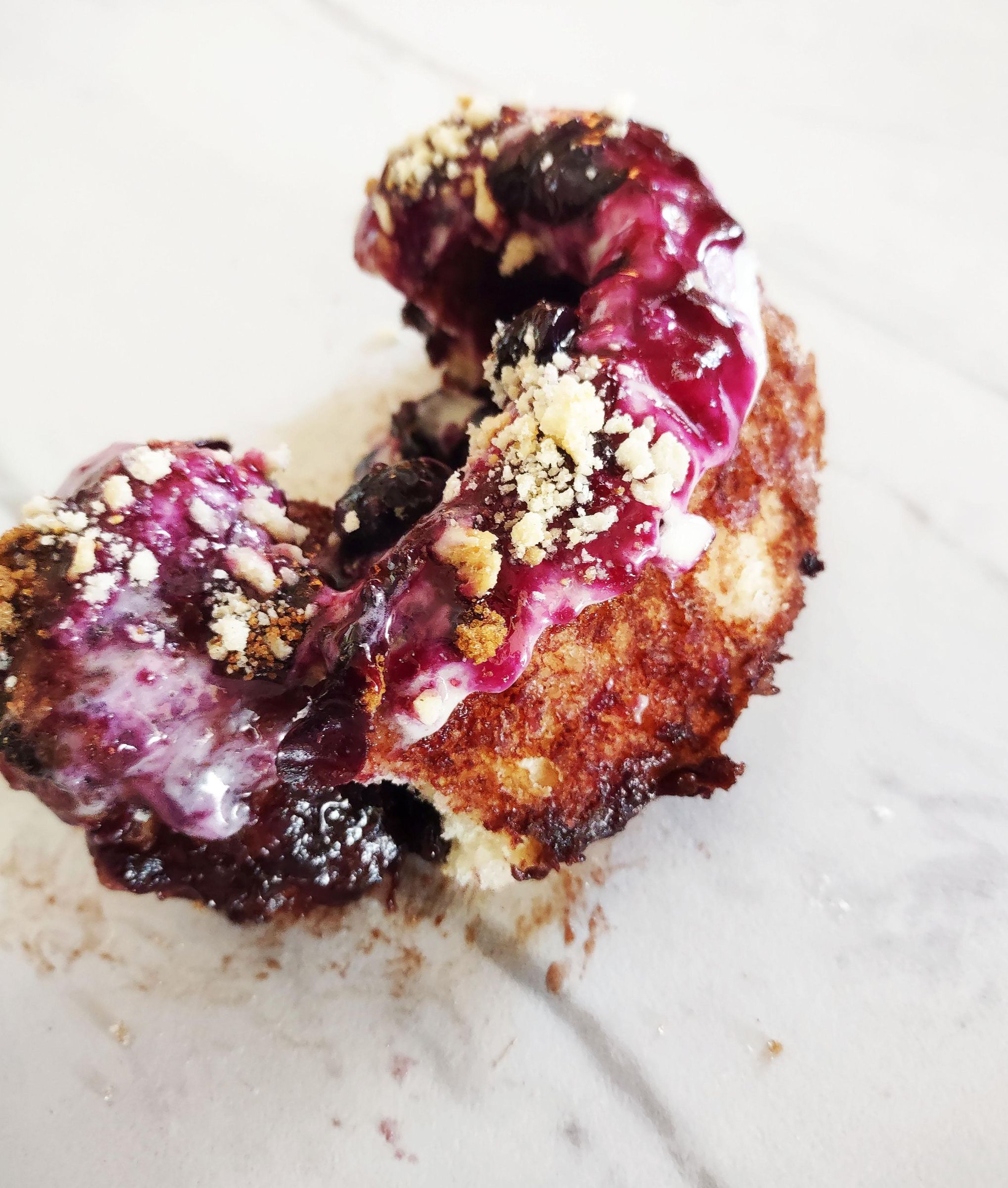 Blueberry Crumble Cinnamon Roll : 12 Steps (with Pictures) - Instructables
