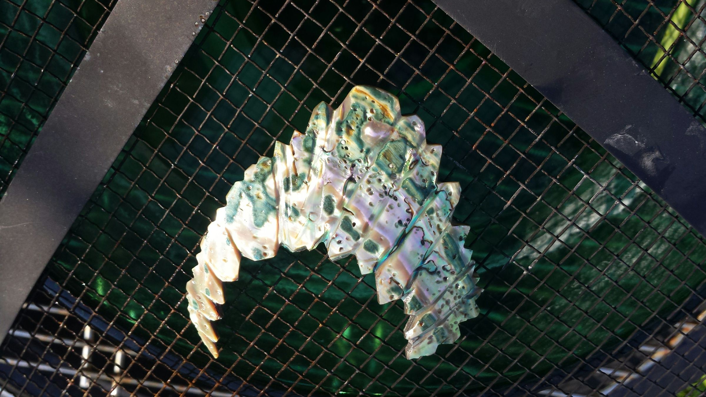 Upcycling & Carving Abalone Shell Into Jewelry and Gris Gris ...