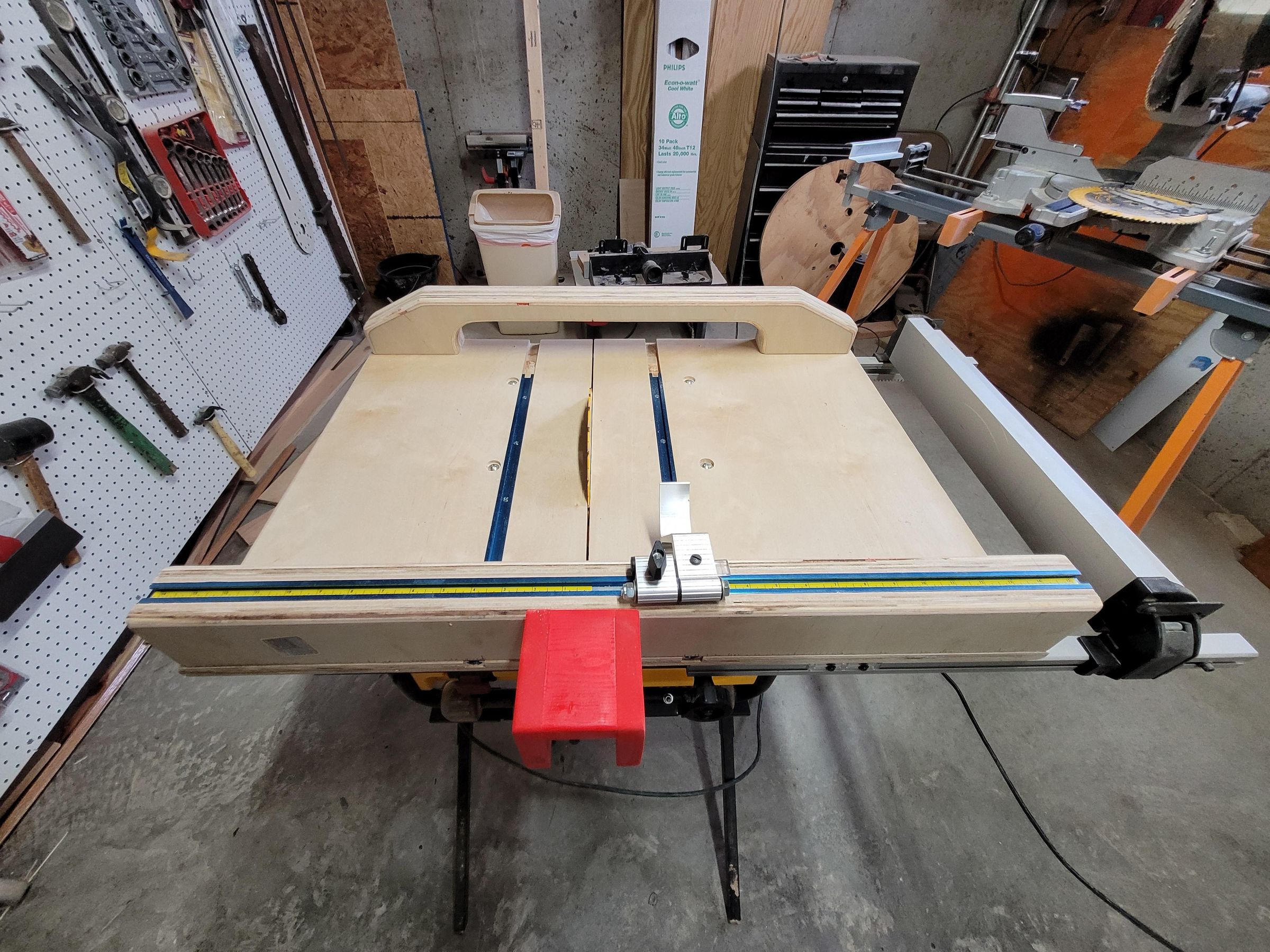 Easy Heavy Duty Crosscut Sled : 11 Steps (with Pictures) - Instructables