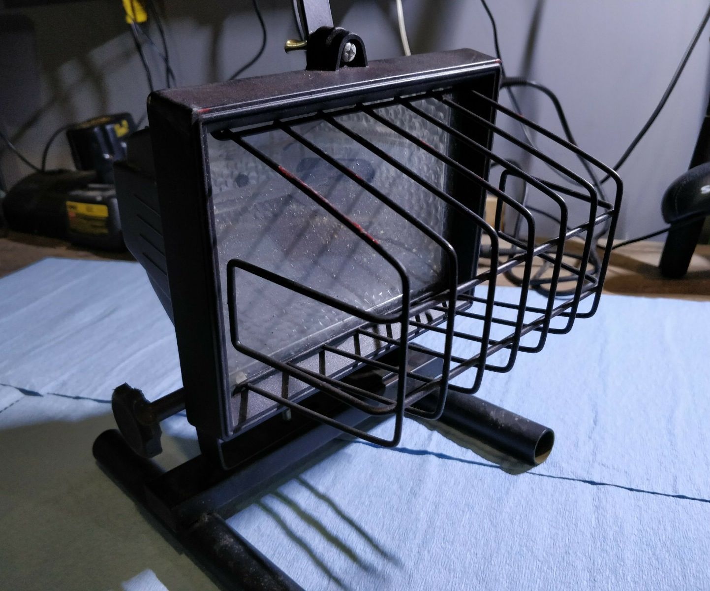 Led Shop Light : 7 Steps (with Pictures) - Instructables