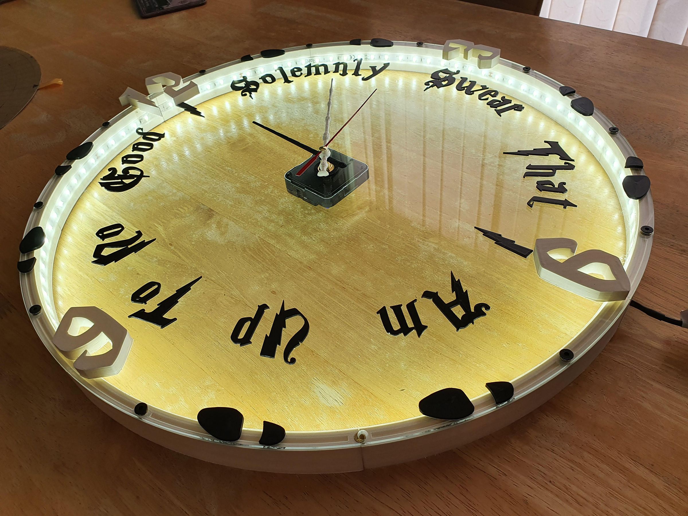 Harry Potter Wall Clock With L.E.D Strip Lighting : 4 Steps - Instructables