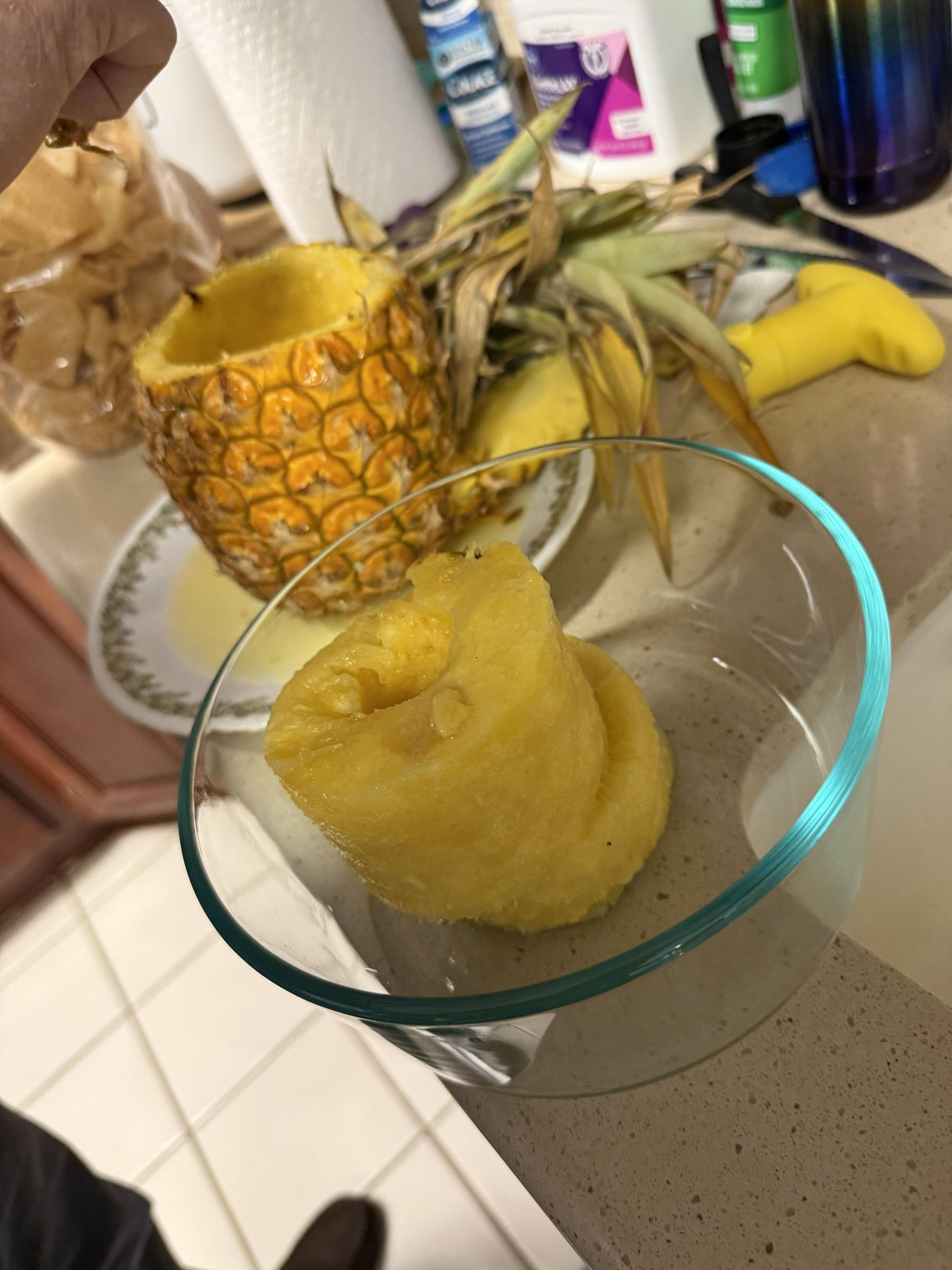 How to Prepare a Pineapple : 3 Steps (with Pictures) - Instructables