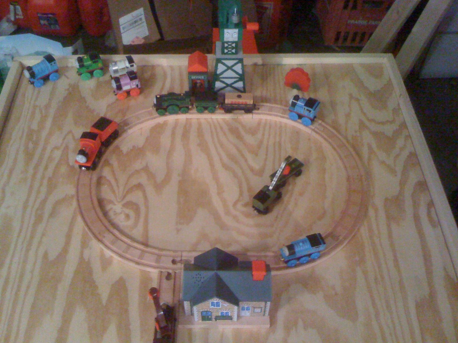 Simple Train Play Table : 10 Steps (with Pictures) - Instructables