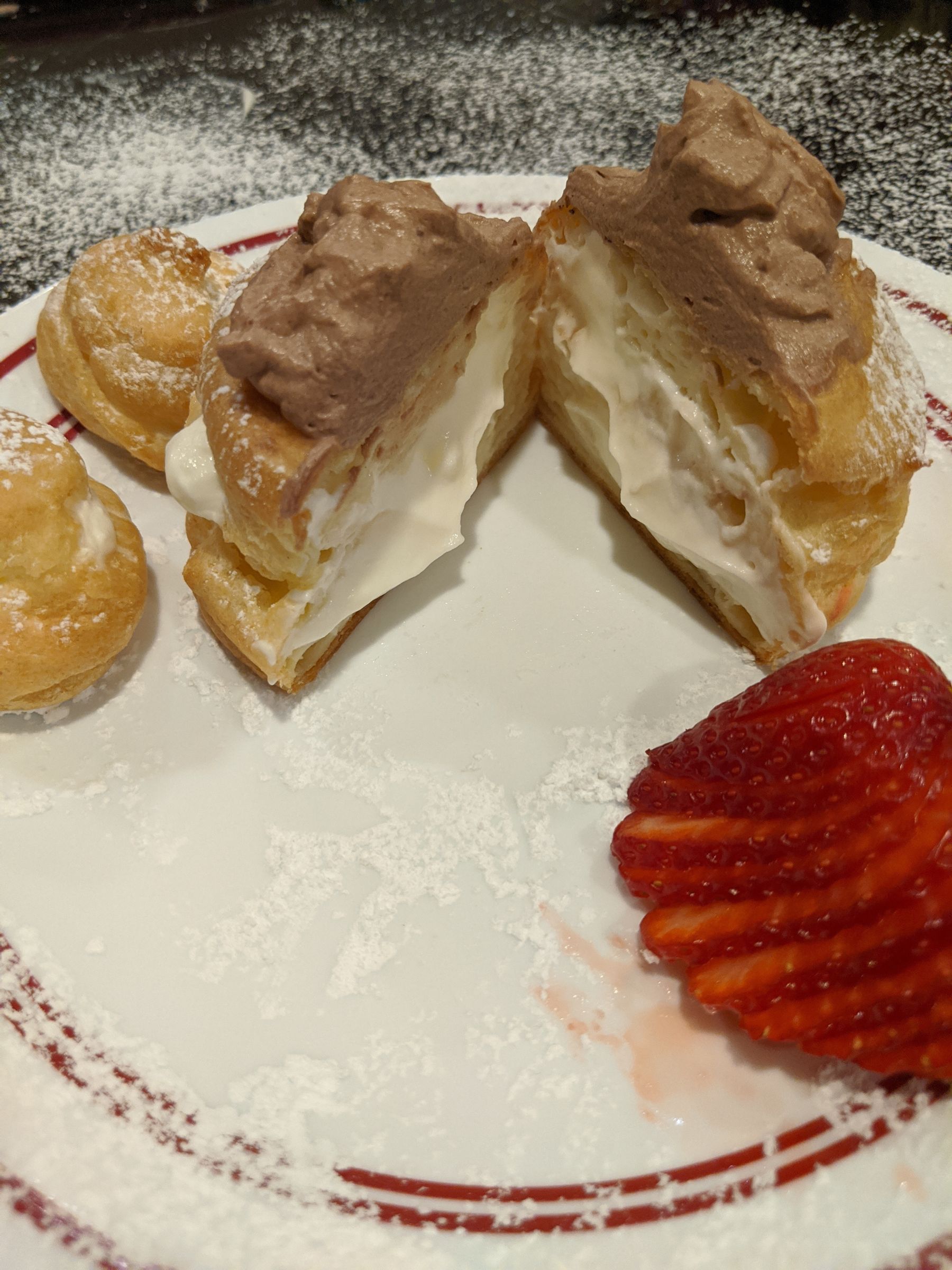 Mega Cream Puffs : 13 Steps (with Pictures) - Instructables