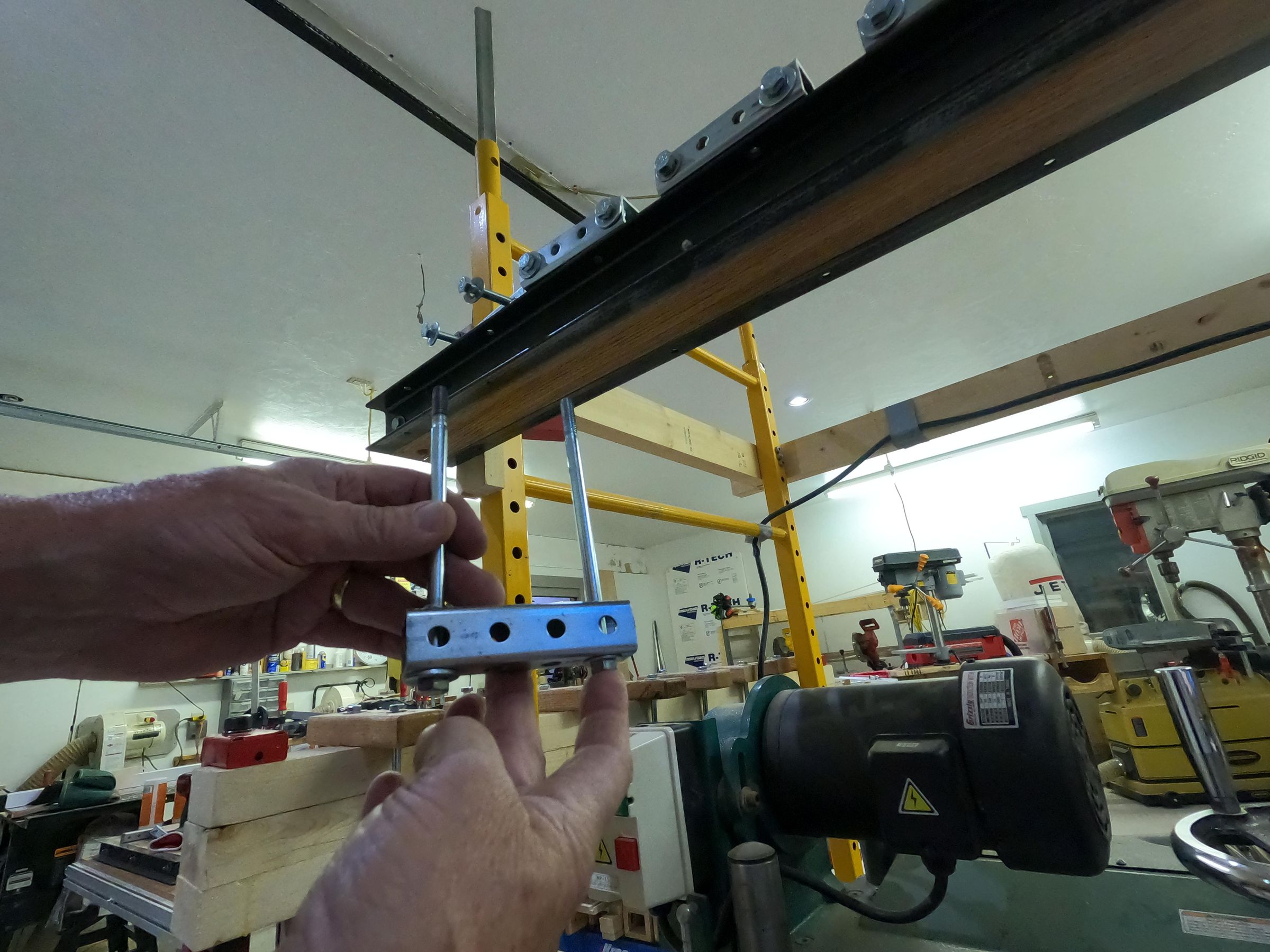 Multi-Clamp Glue-Up Jig for Fabricating DIY Wood Beams AKA a ...