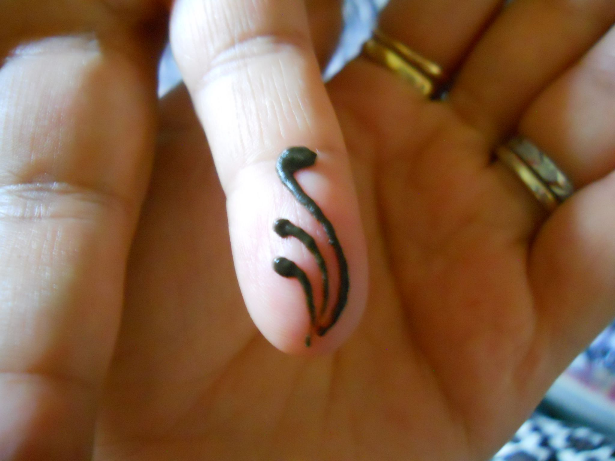 How to Do Henna Design for Beginners : 4 Steps - Instructables