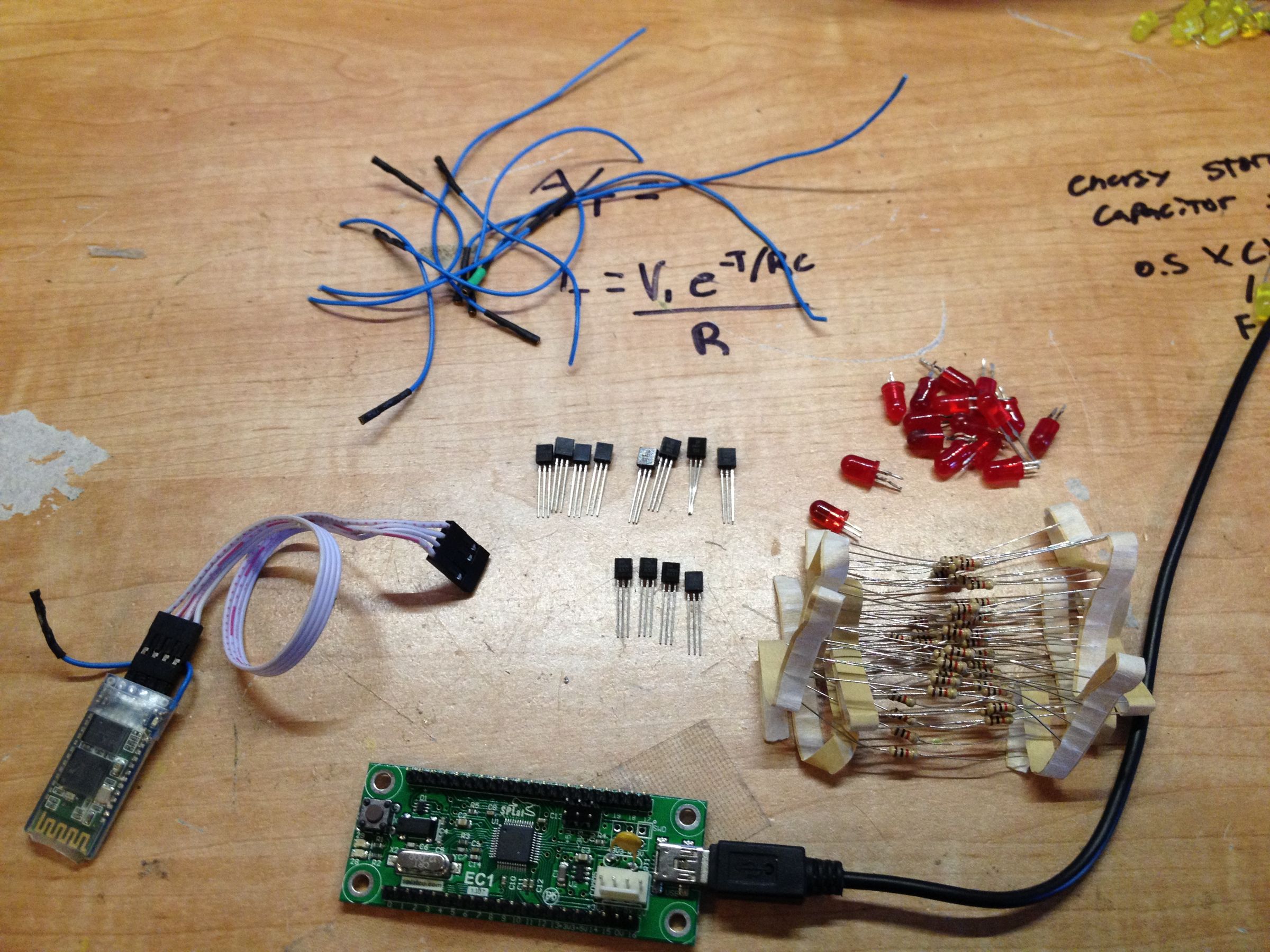 Bluetooth Controlled 4X4 Led Matrix Using a SPLat EC1 PLC : 10 Steps ...