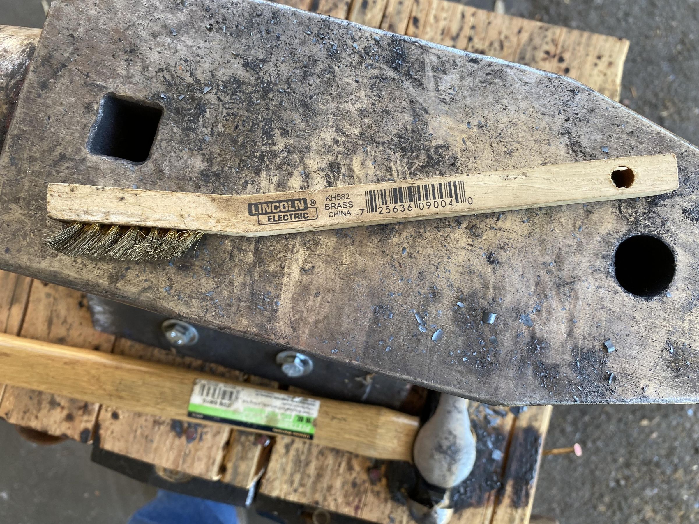 Mini Swords From Nails : 5 Steps - Instructables