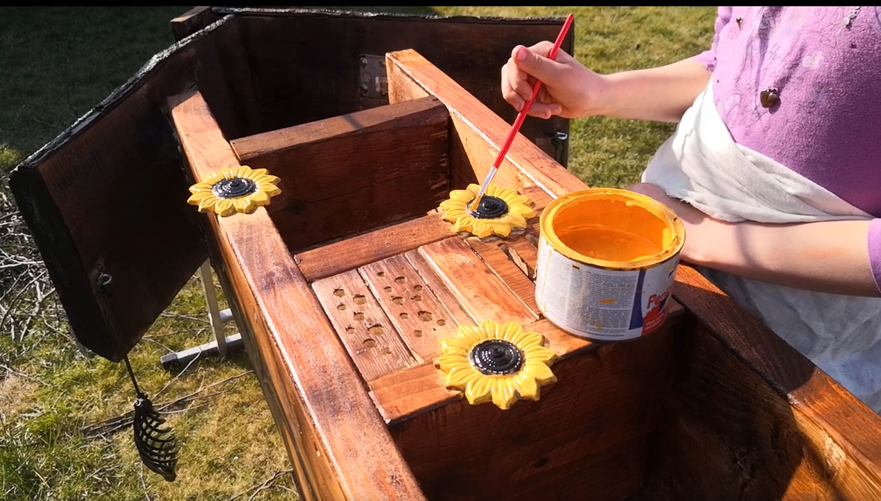 Bug House Build + a Timelapse Video : 5 Steps (with Pictures ...