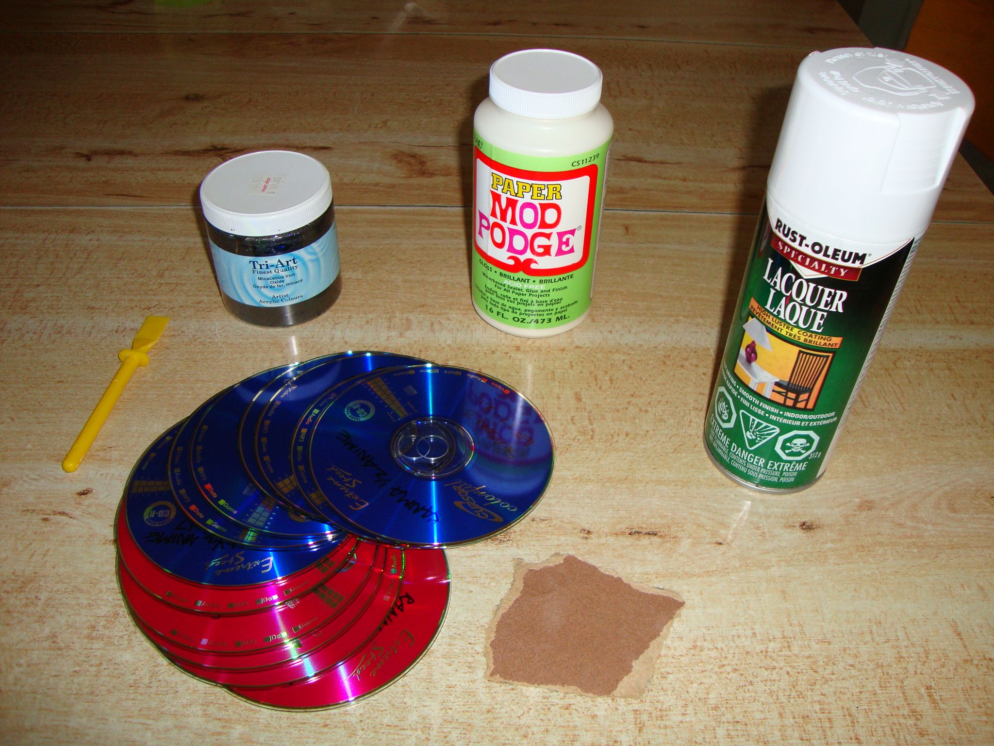 CD/DVD Decorated Coasters : 4 Steps - Instructables