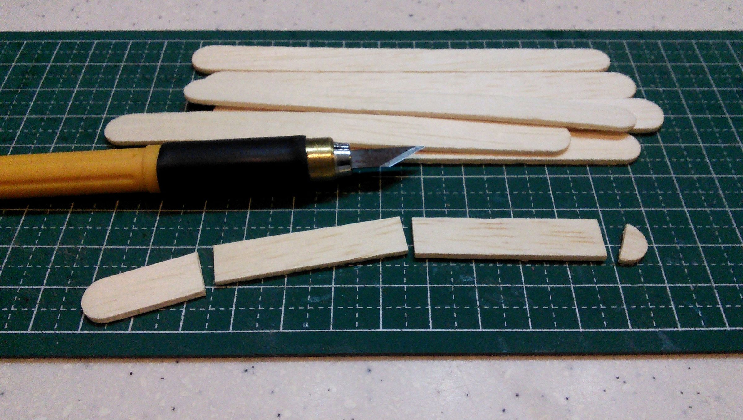 (Not So) Mini Lambda-Class Imperial Shuttle Popsicle Stick Model : 8 ...