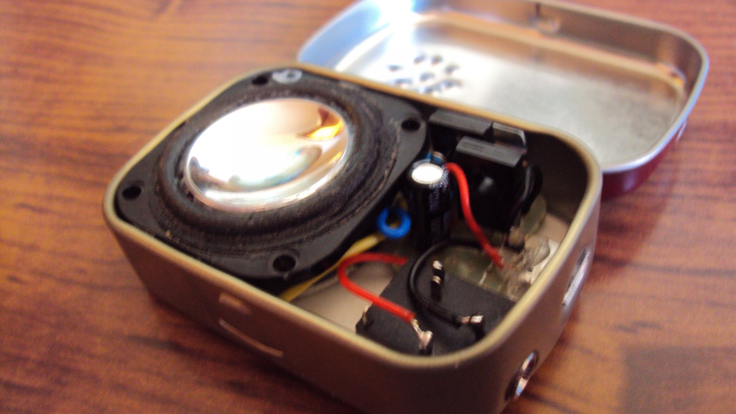 DIY Easy Altoids Smalls Speaker (with Amplifier Circuit) : 6 Steps (with Pictures) - Instructables