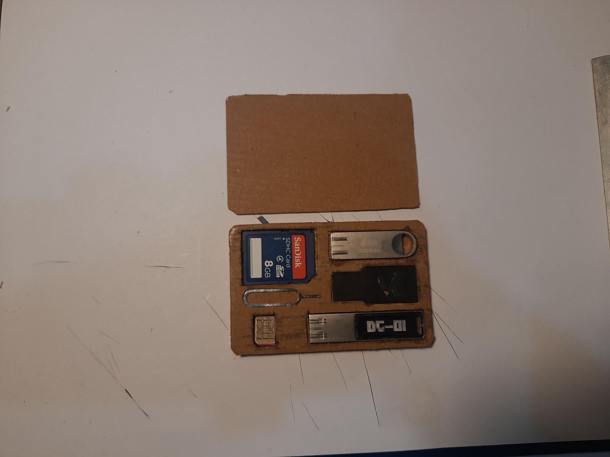 How to Make a Fancy Case for Organizing Computer Storage Devices : 8 ...