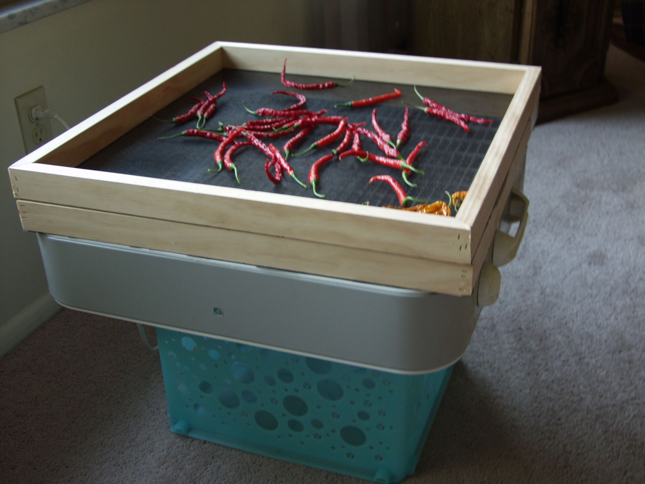 High Volume Food Dehydrator Racks : 4 Steps (with Pictures) - Instructables