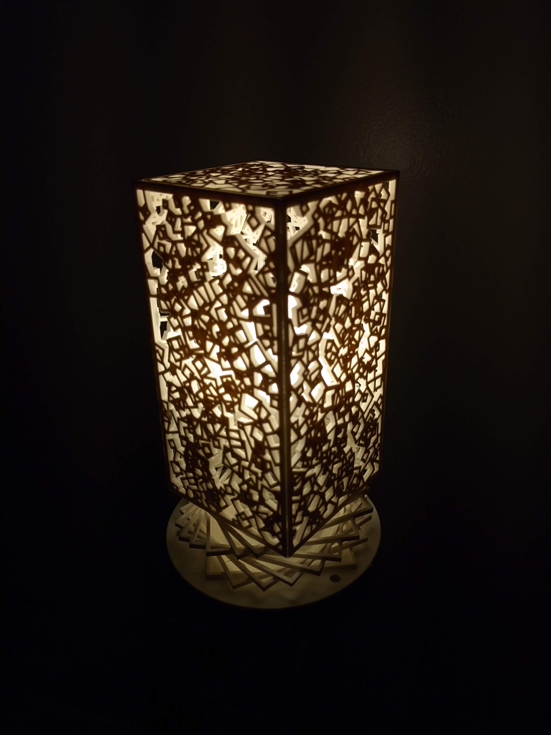 Geometric Lampshades : 11 Steps (with Pictures) - Instructables