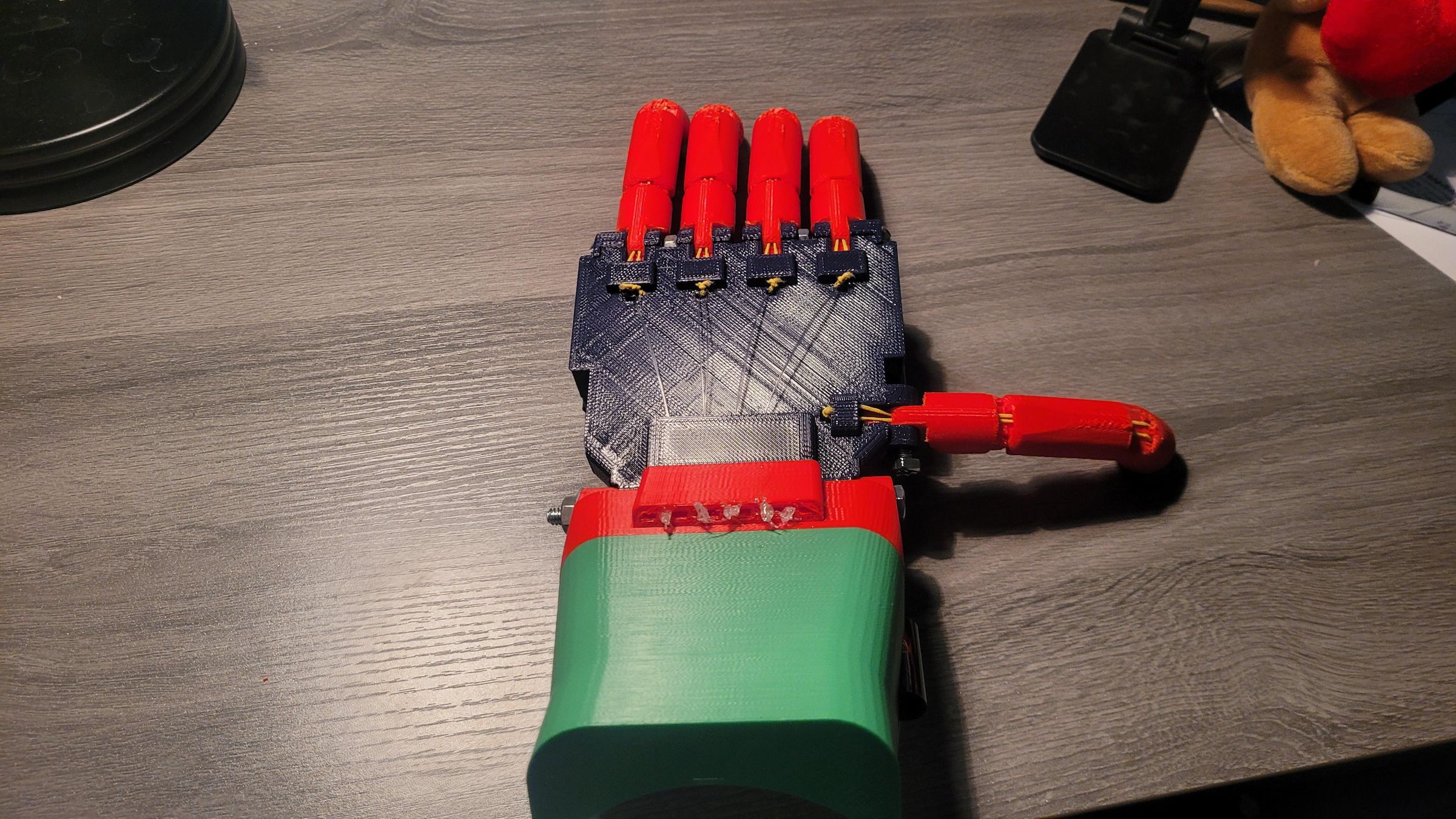 3D Printable Prosthetic Hand : 7 Steps - Instructables