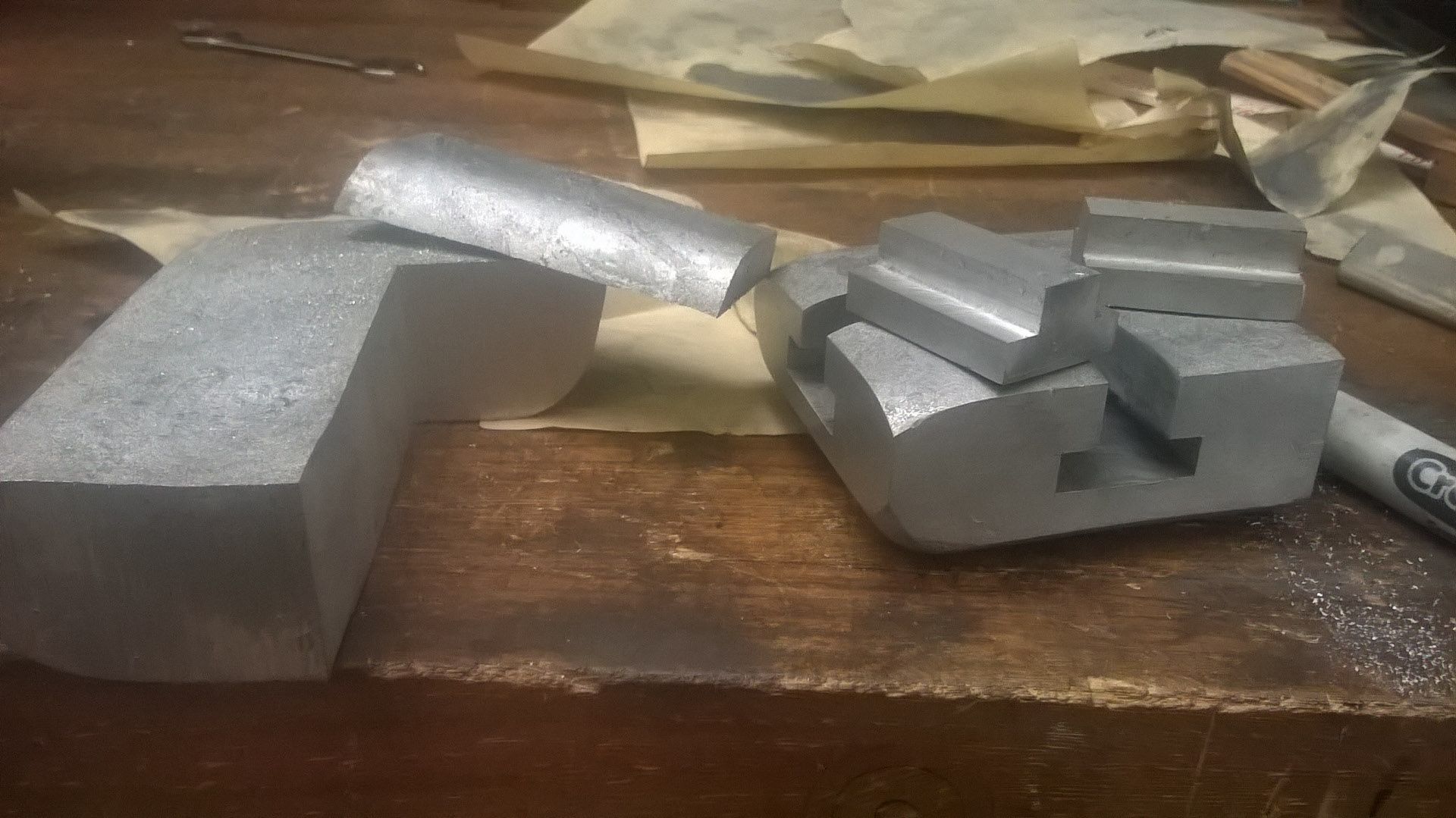 Do Nothing Toy - Aluminum Remelting : 3 Steps - Instructables
