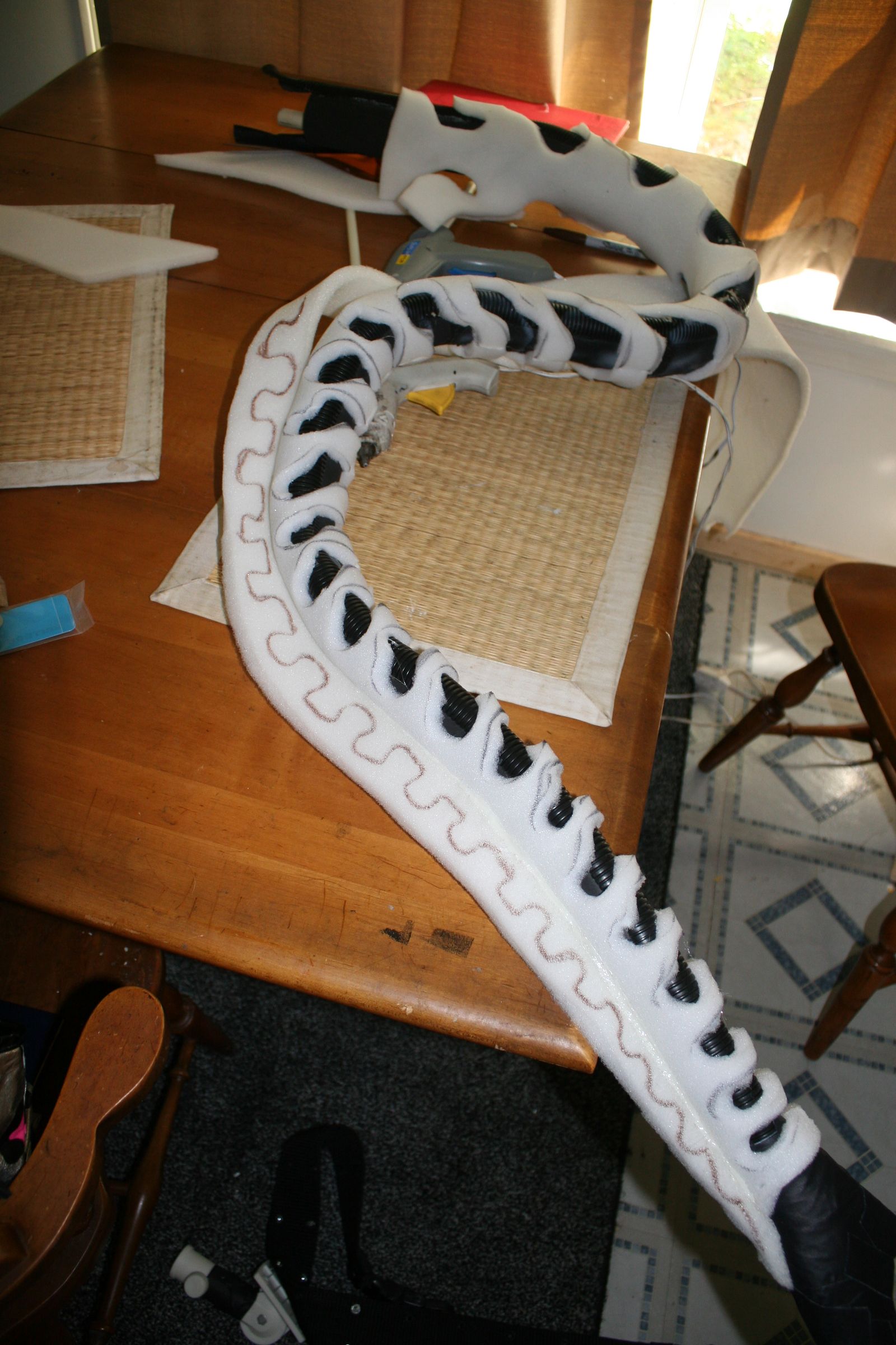 Alien Xenomorph Costume : 17 Steps (with Pictures) - Instructables