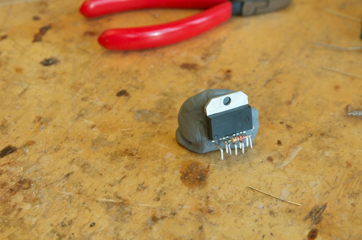 Make Your First Serious Amplifier : 10 Steps (with Pictures ...