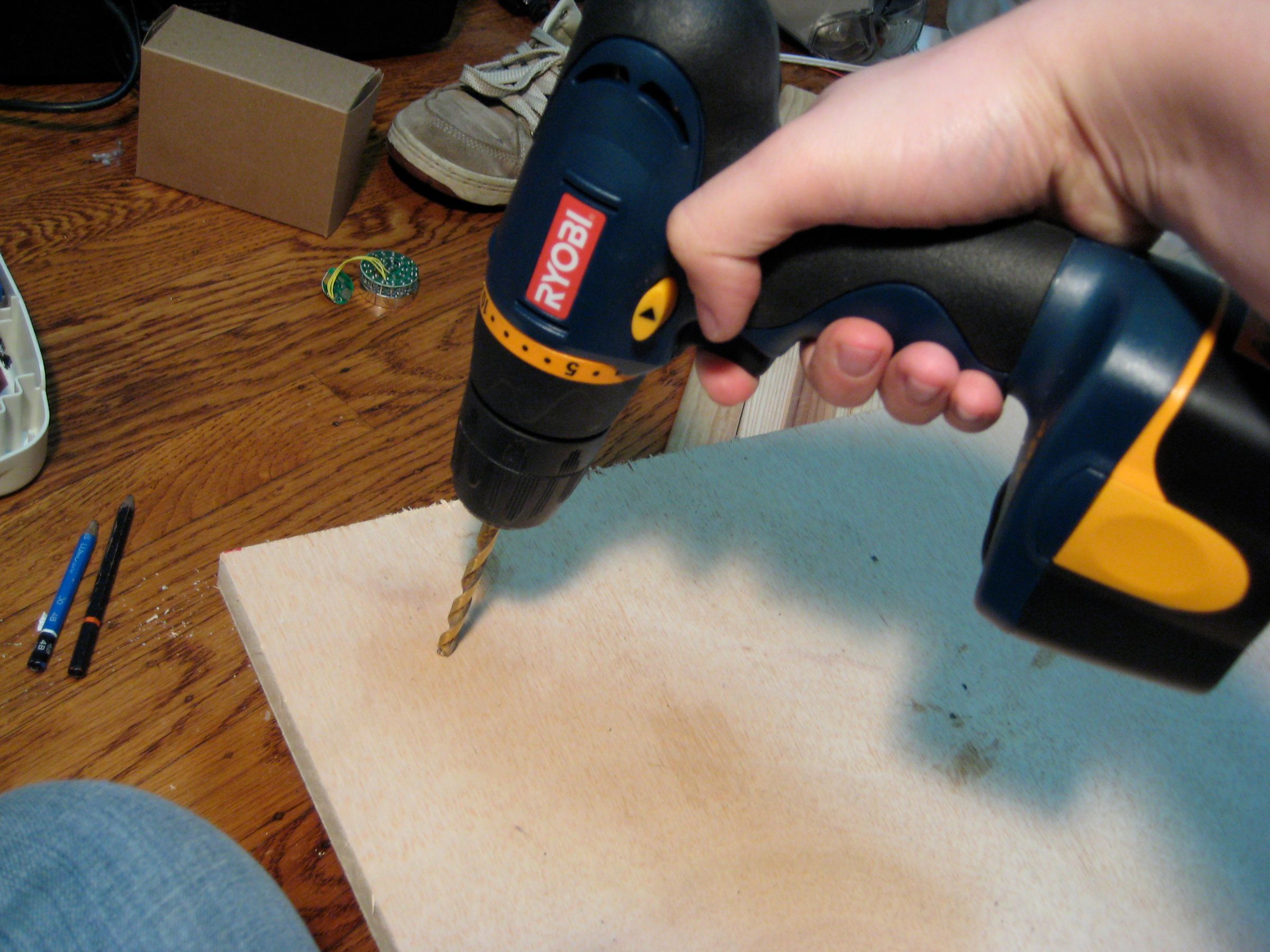 Basic Work Table : 9 Steps - Instructables