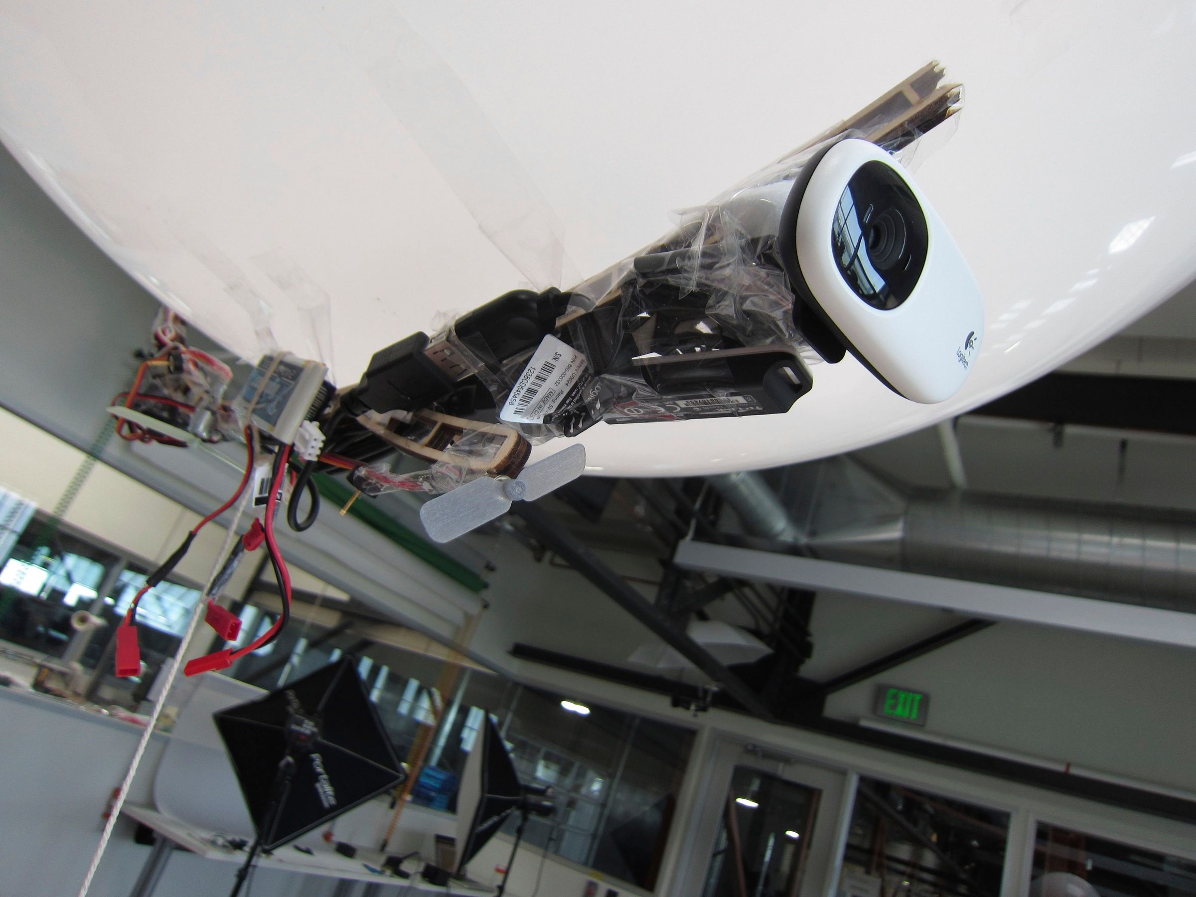 IOS/Android Remote Controlled Blimp With Video Feedback : 9 Steps (with ...