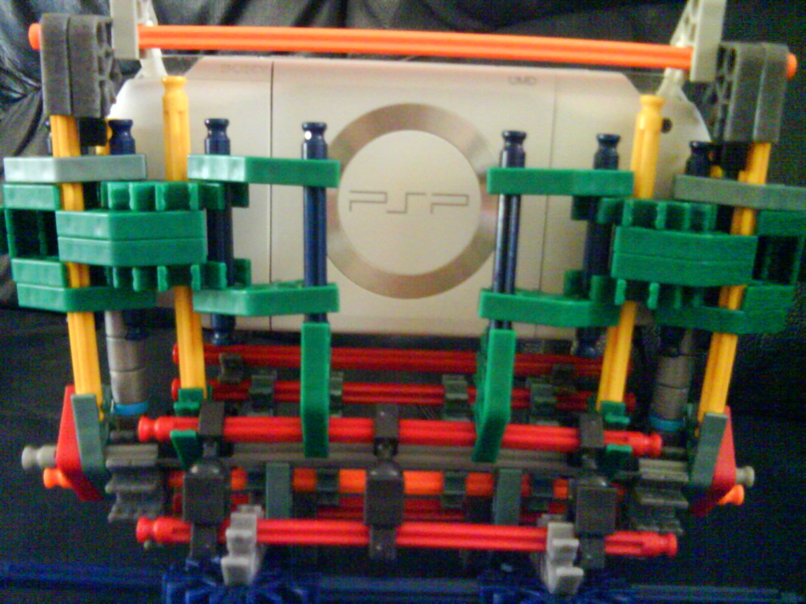 Knex PSP Dock - Instructables