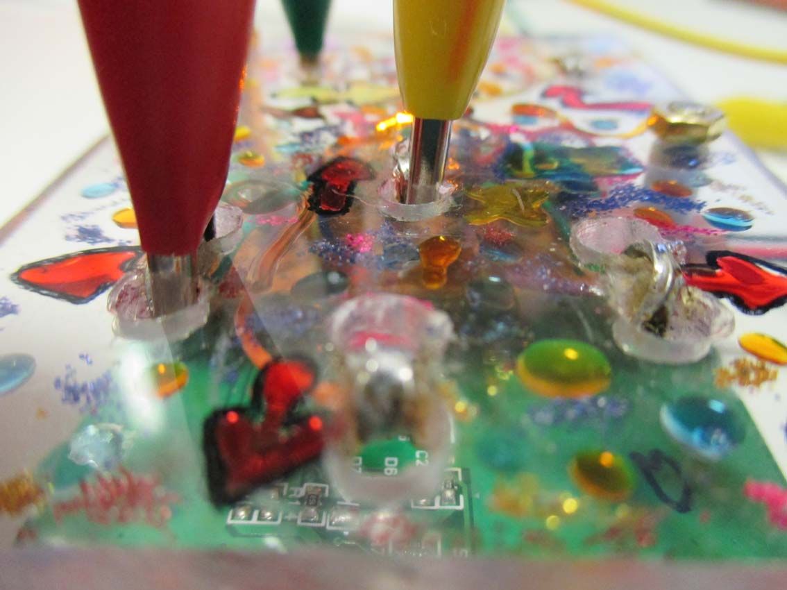 QWERTY: Transforming a Keyboard Into a MakeyMakey : 11 Steps - Instructables