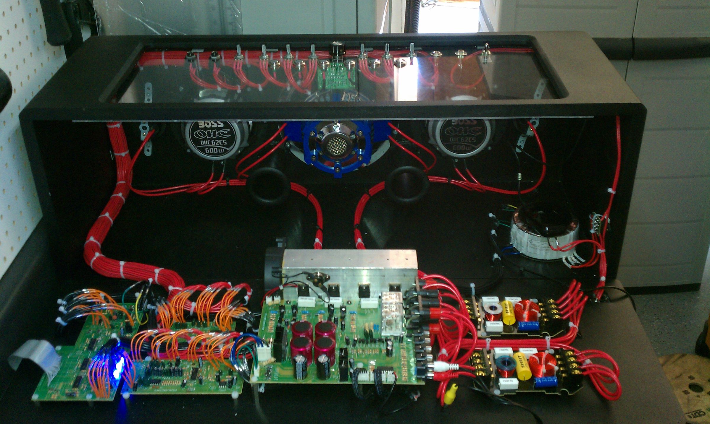 The ULTIMATE Diy Boombox! : 7 Steps (with Pictures) - Instructables