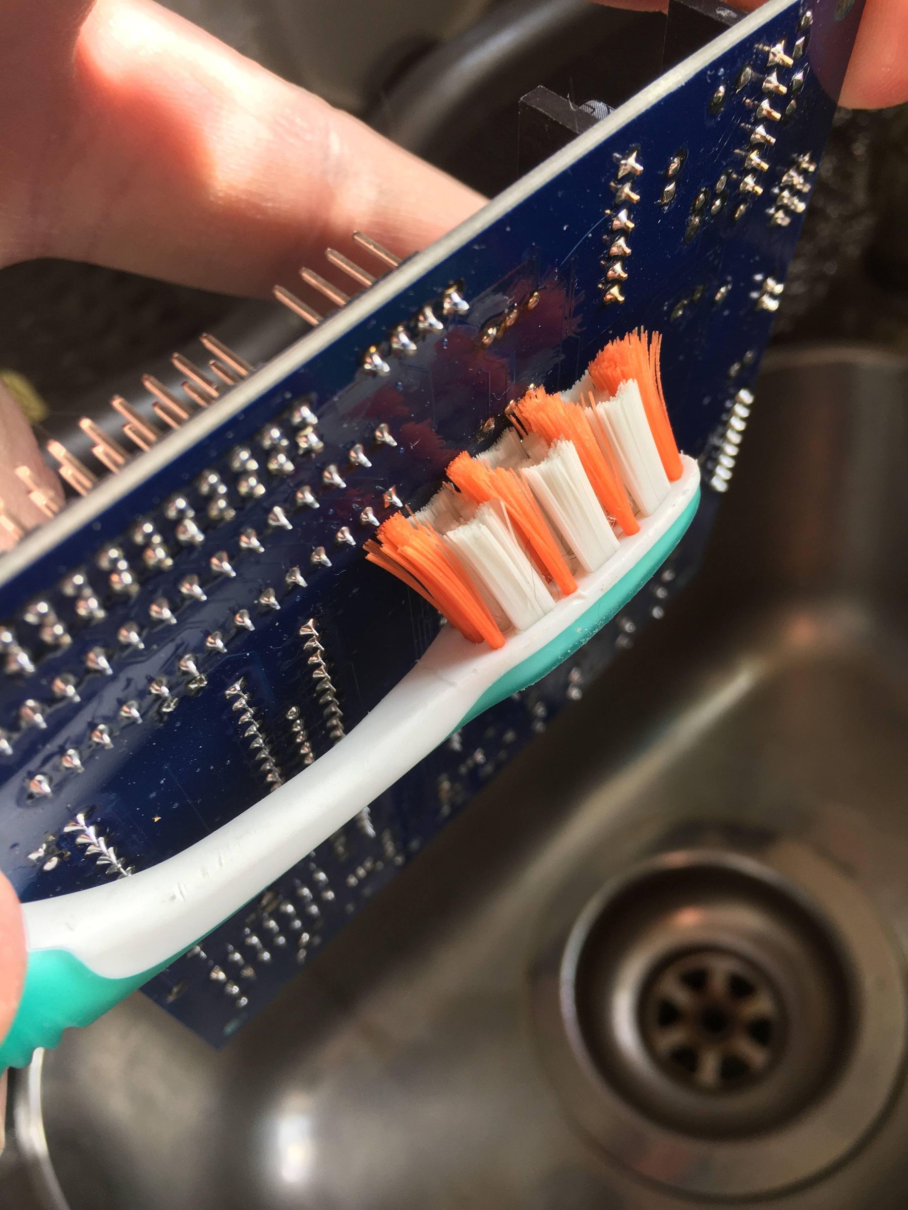Cleaning Flux From a PCB : 7 Steps (with Pictures) - Instructables