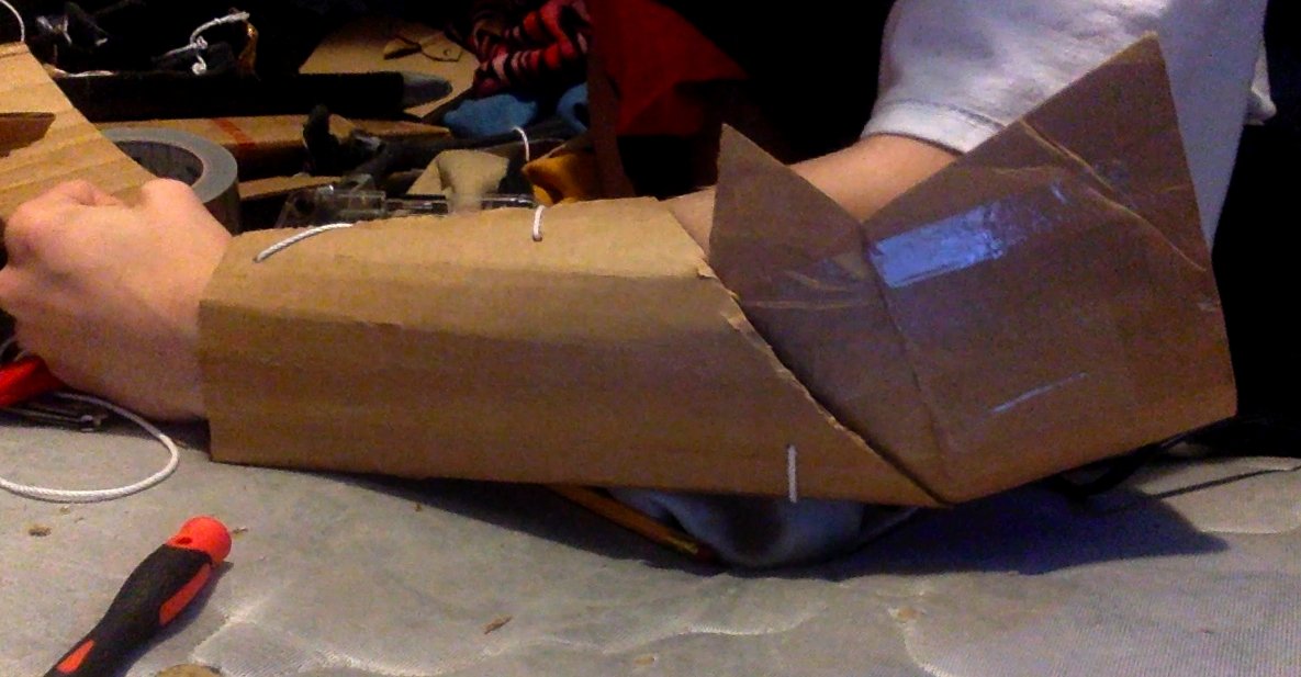Cardboard Armor, Full Set 1 : 33 Steps - Instructables