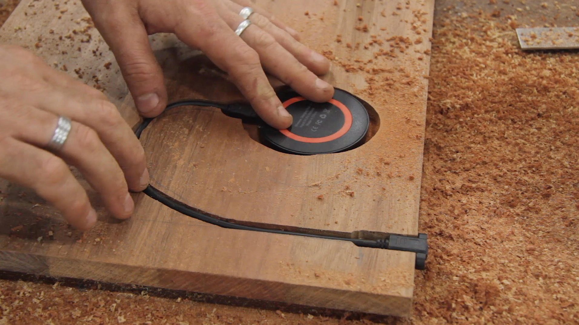 Wireless Charging Bedside Table : 4 Steps (with Pictures) - Instructables