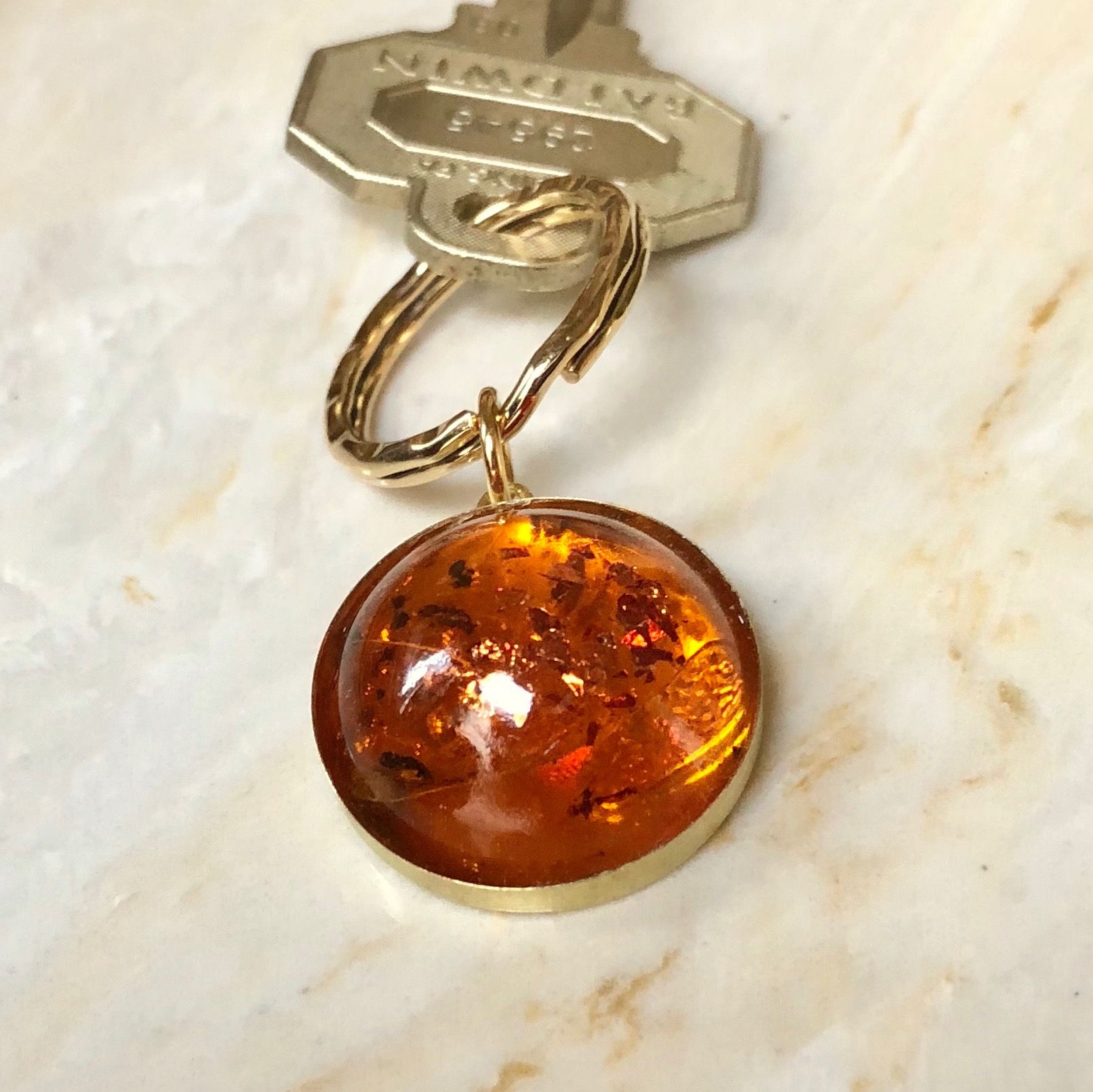 Faux Amber Resin Key Ring : 20 Steps (with Pictures) - Instructables